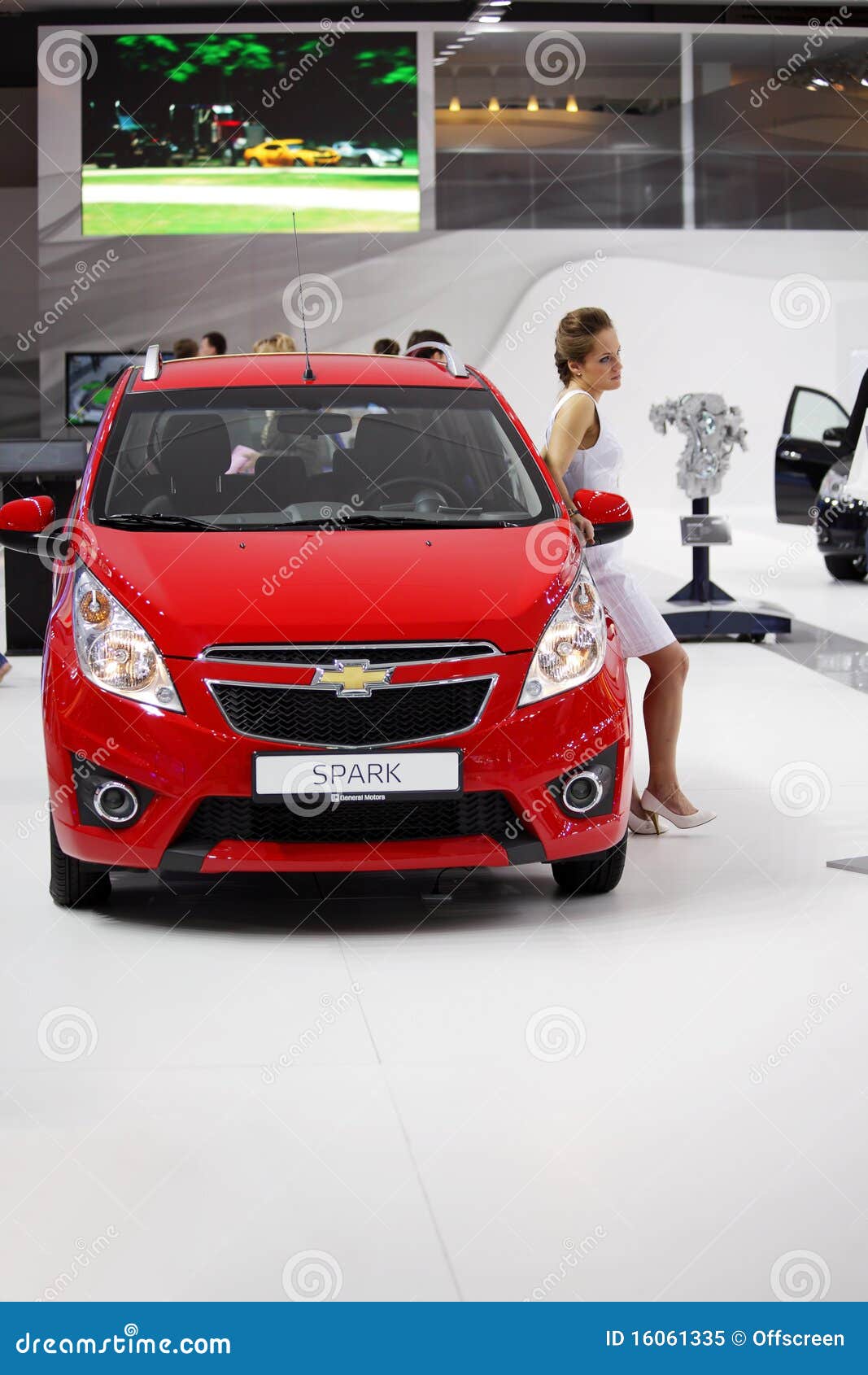Moscow International Motor Show 2010 Editorial Image - Image of spark ...