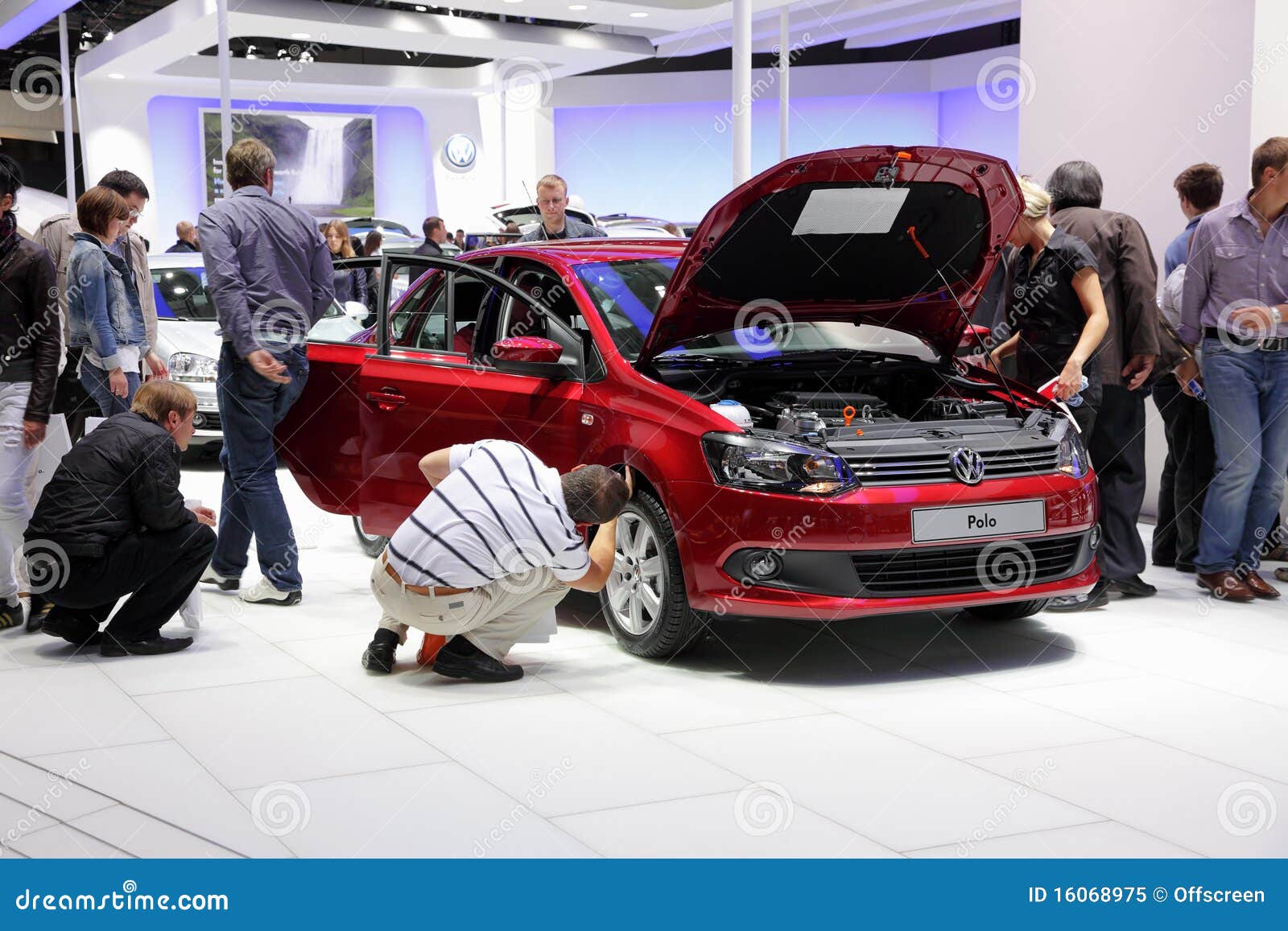 Moscow International Motor Show 2010 Editorial Image - Image of ...