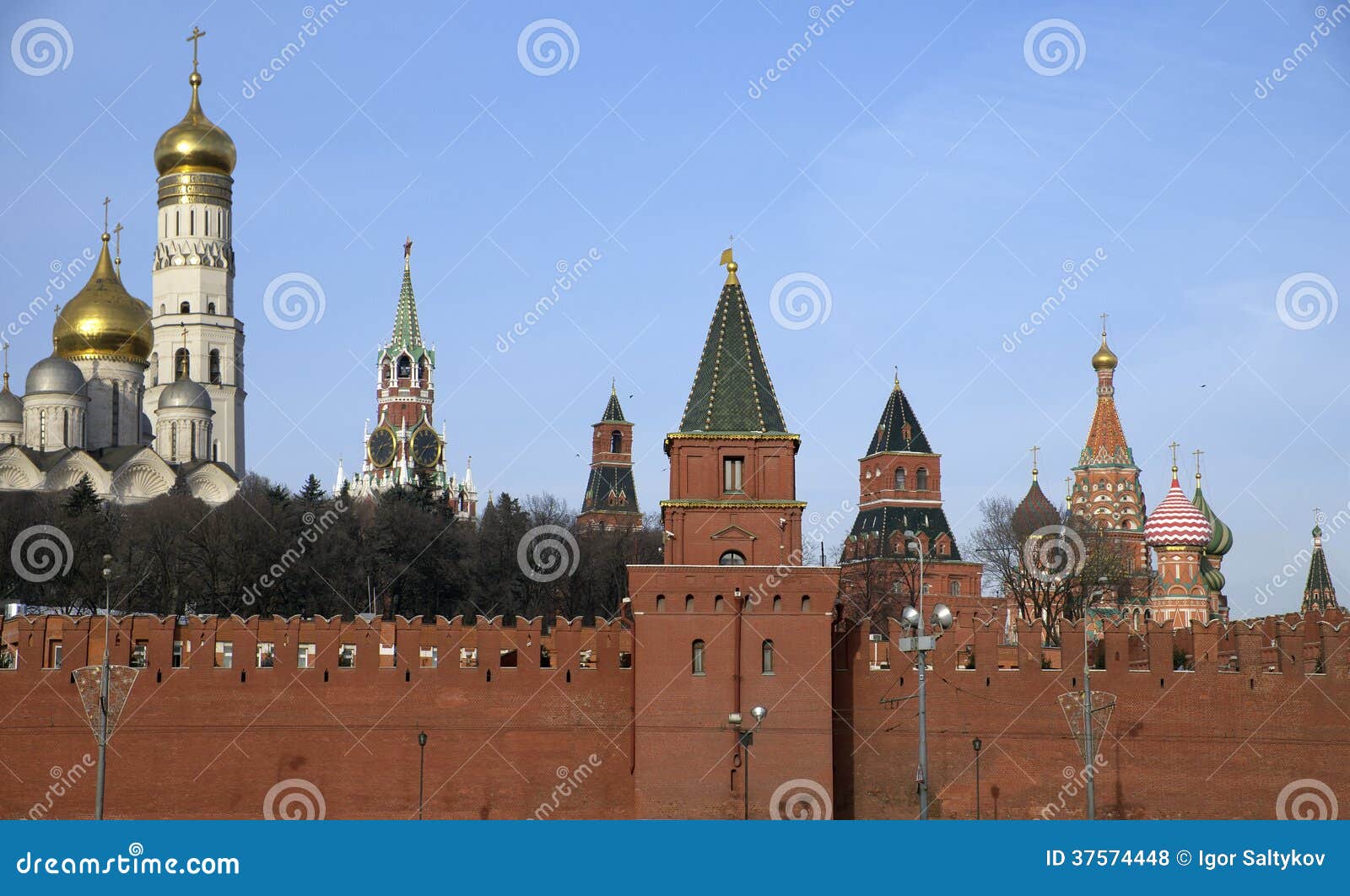 Moscow Kremlin stock photo. Image of museum, castle, night - 37574448