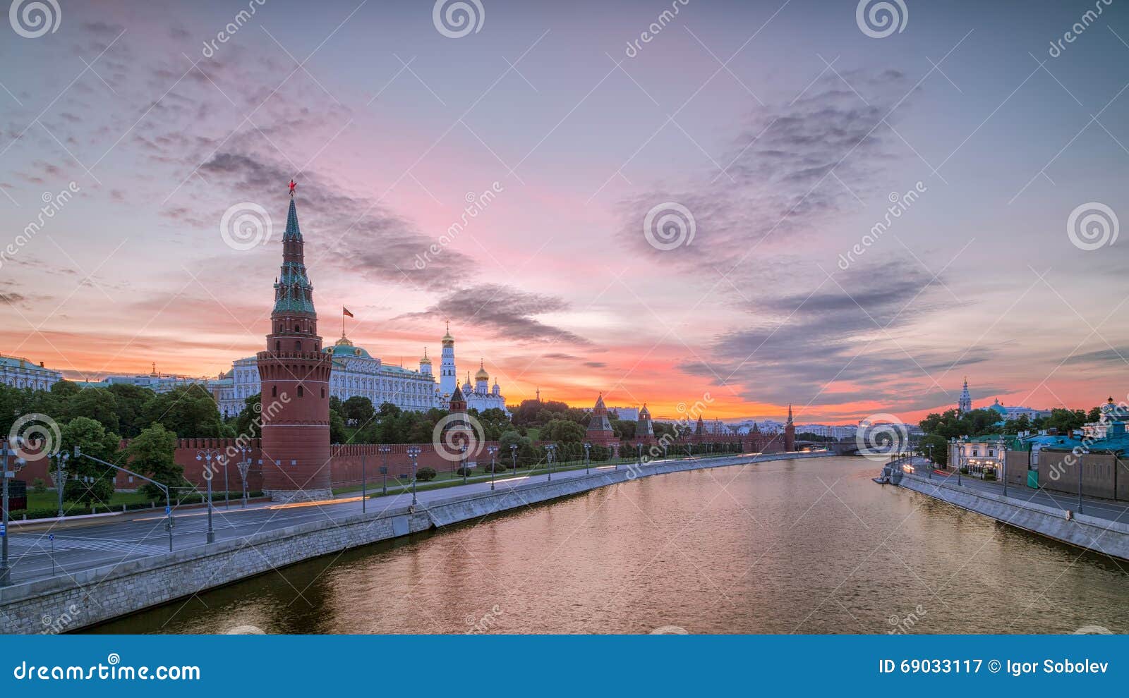 Moscow Kremlin in the Morning Stock Image - Image of bell, clouds: 69033117