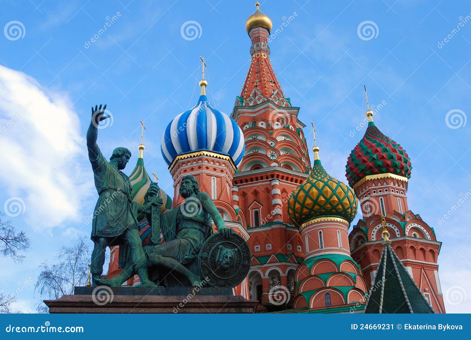 Moscow Kremlin, Red Square, St. Basil Cathedral Stock Image - Image of ...