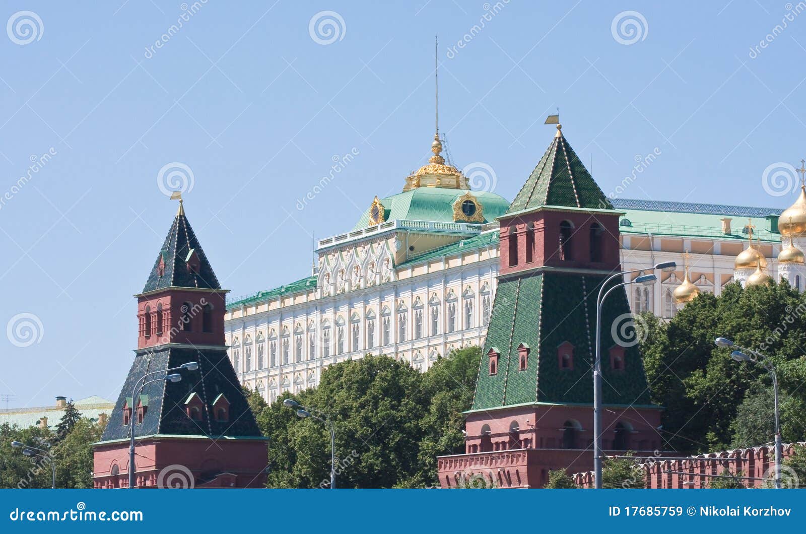 Moscow.Kremlin Wall and the Grand Kremlin Palace Stock Image - Image of ...