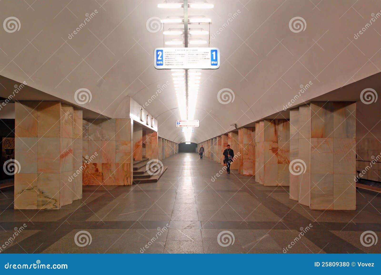 Moscow Metro, Station Kitay-gorod Stock Photo - Image of underground ...