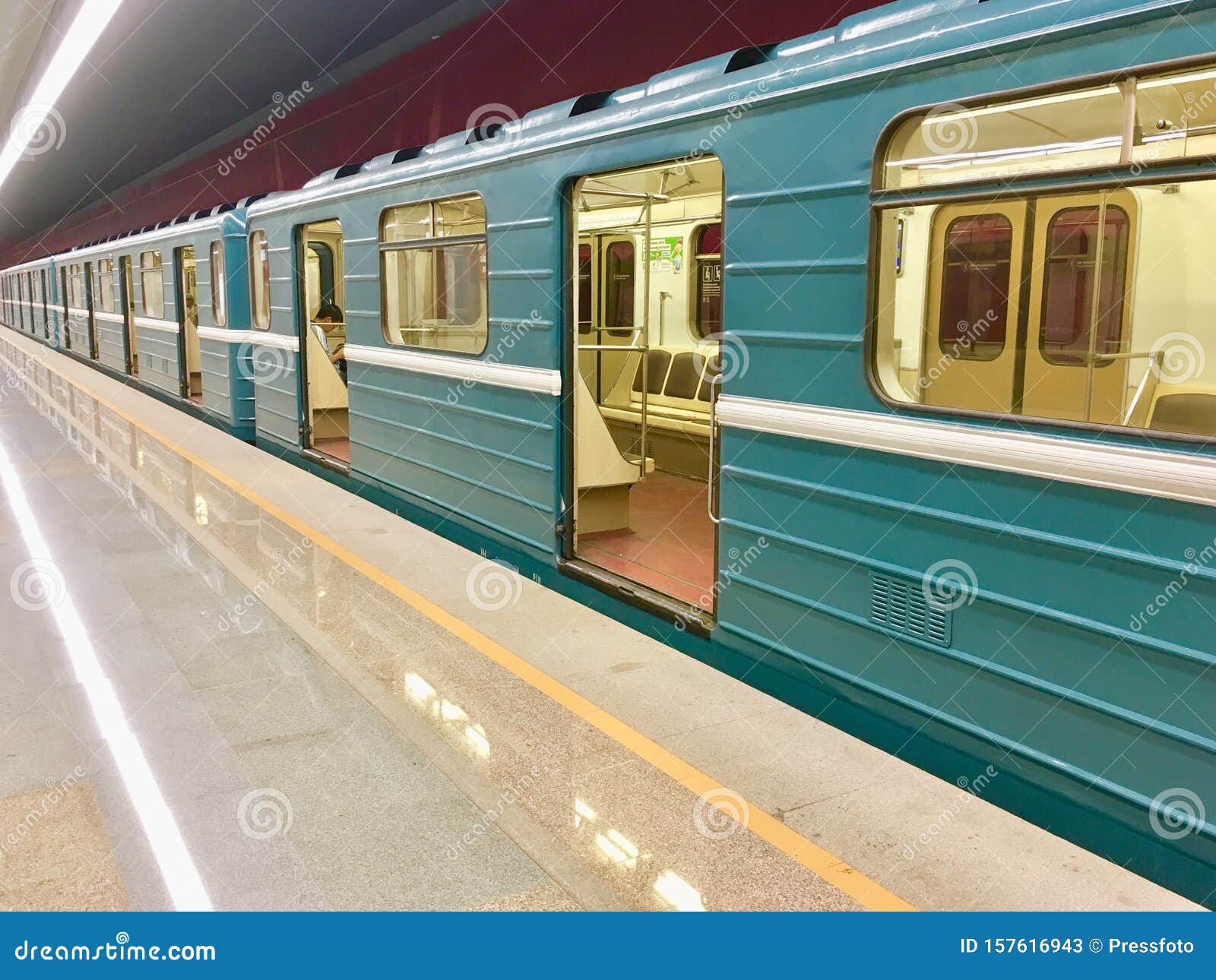 Moscow Metro train editorial stock photo. Image of industry - 157616943