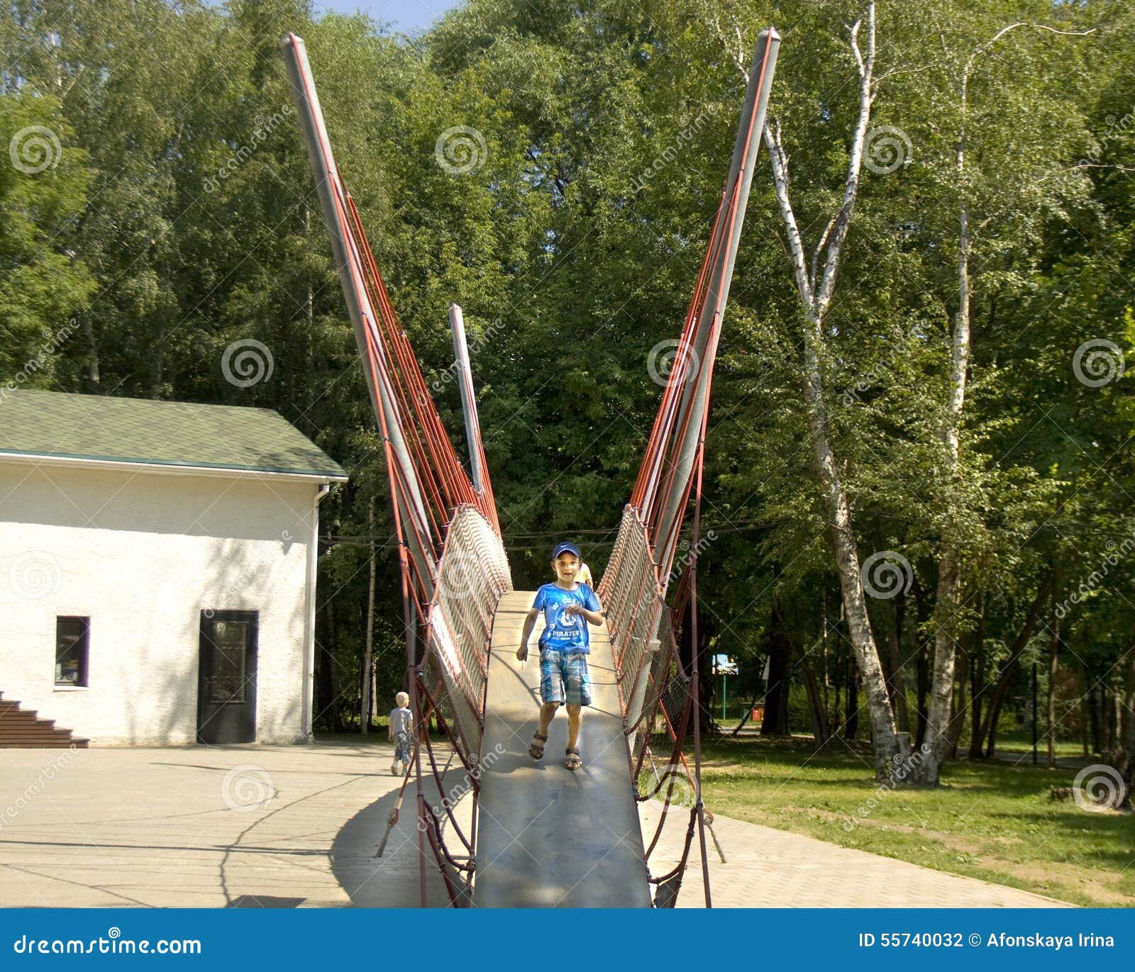 Moscow, park Kuzminki editorial photography. Image of forest - 55740032