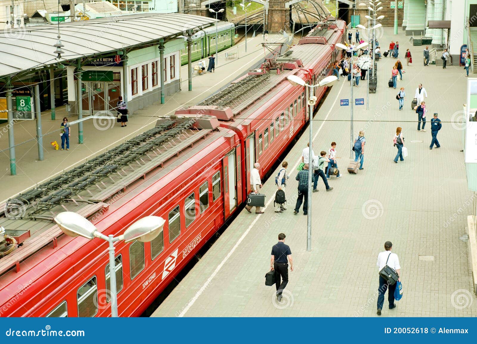 Moscow railway station editorial stock photo. Image of european - 20052618