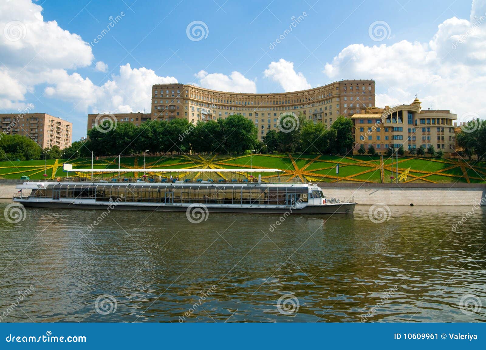 494 Moscow Ship Wave Stock Photos - Free & Royalty-Free Stock Photos ...
