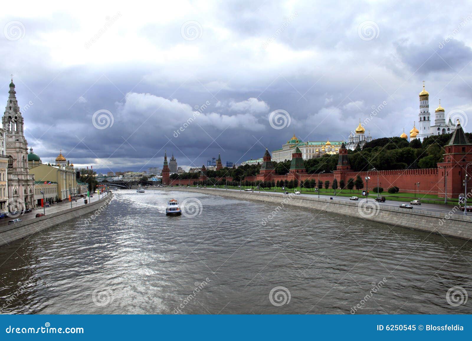 Moscow River stock image. Image of clouds, slavonic, wall - 6250545