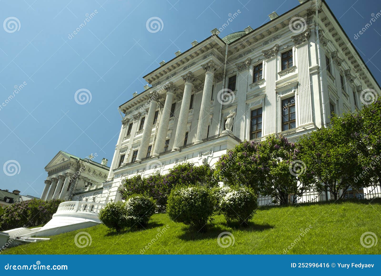 Moscow State Library in Moscow. Editorial Photo - Image of culture ...