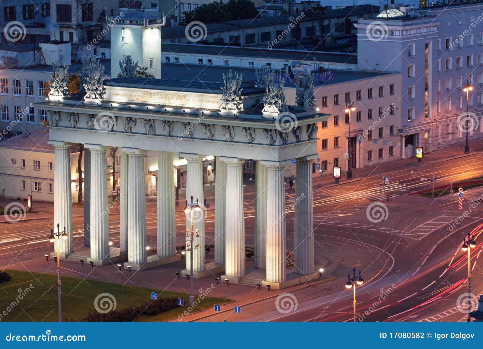 Moscow Triumphal Gate editorial photography. Image of moskovskiye ...