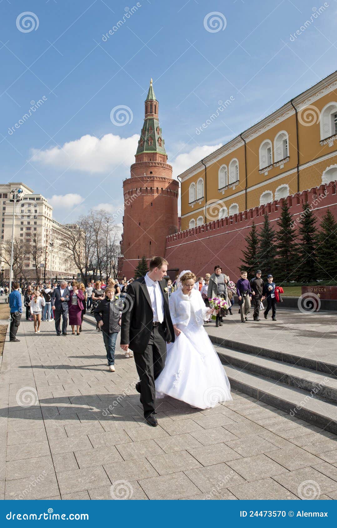 Moscow wedding editorial image. Image of wedding, male - 24473570