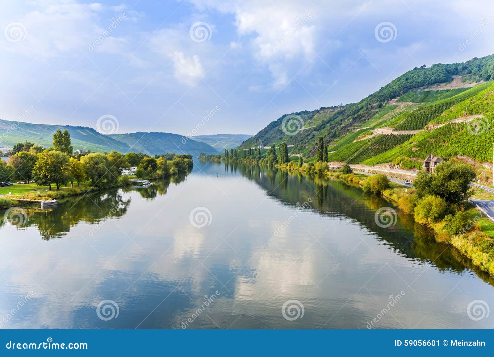 Moselle Valley at Trittenheim Stock Image - Image of reflection, scenic ...