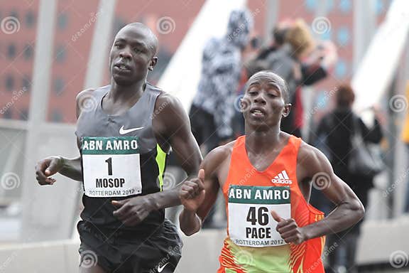 Moses Mosop editorial image. Image of competition, city - 24399790