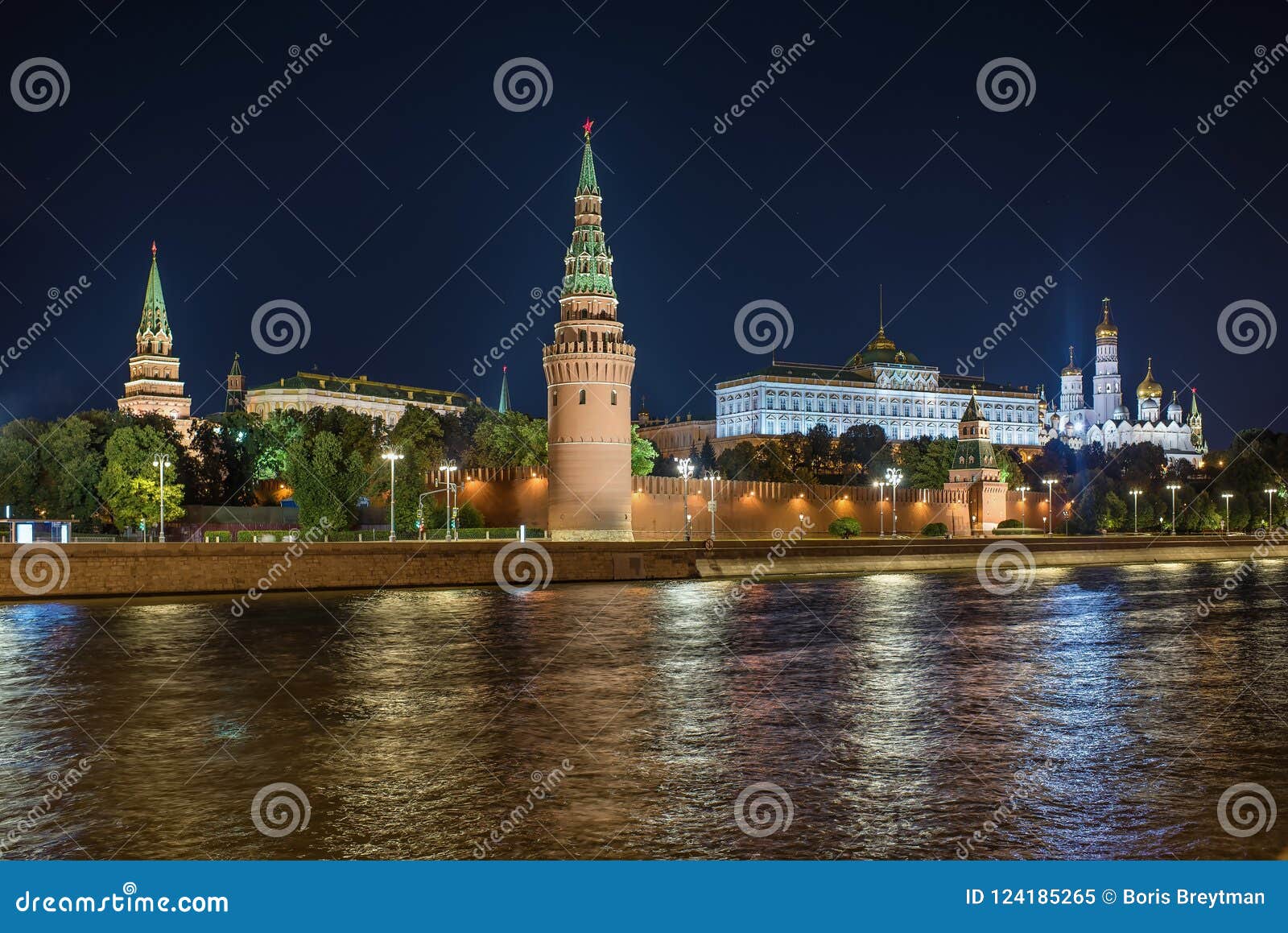 Moskau Der Kreml am Abend, Russland Stockbild - Bild von damm, berühmt ...