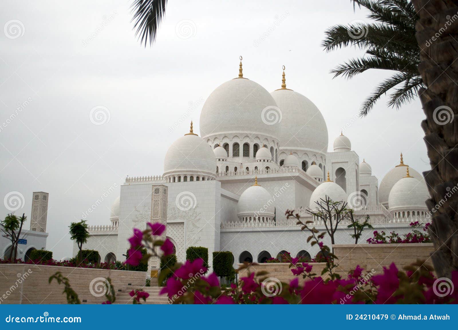 Moskee stock afbeelding. Image of vrede, mekka, minaret - 24210479
