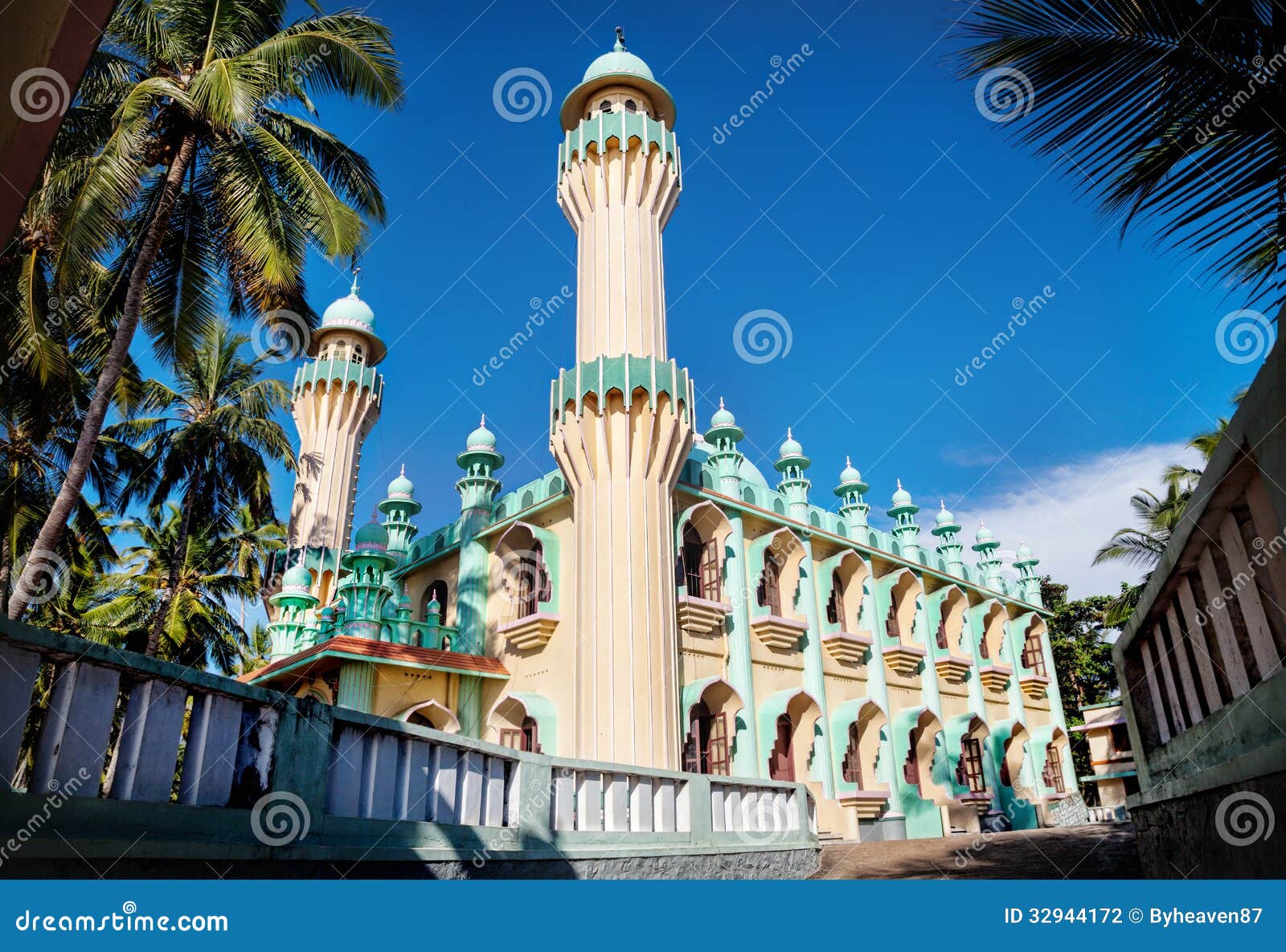 Moskee in India stock foto. Image of indië, wildernis - 32944172