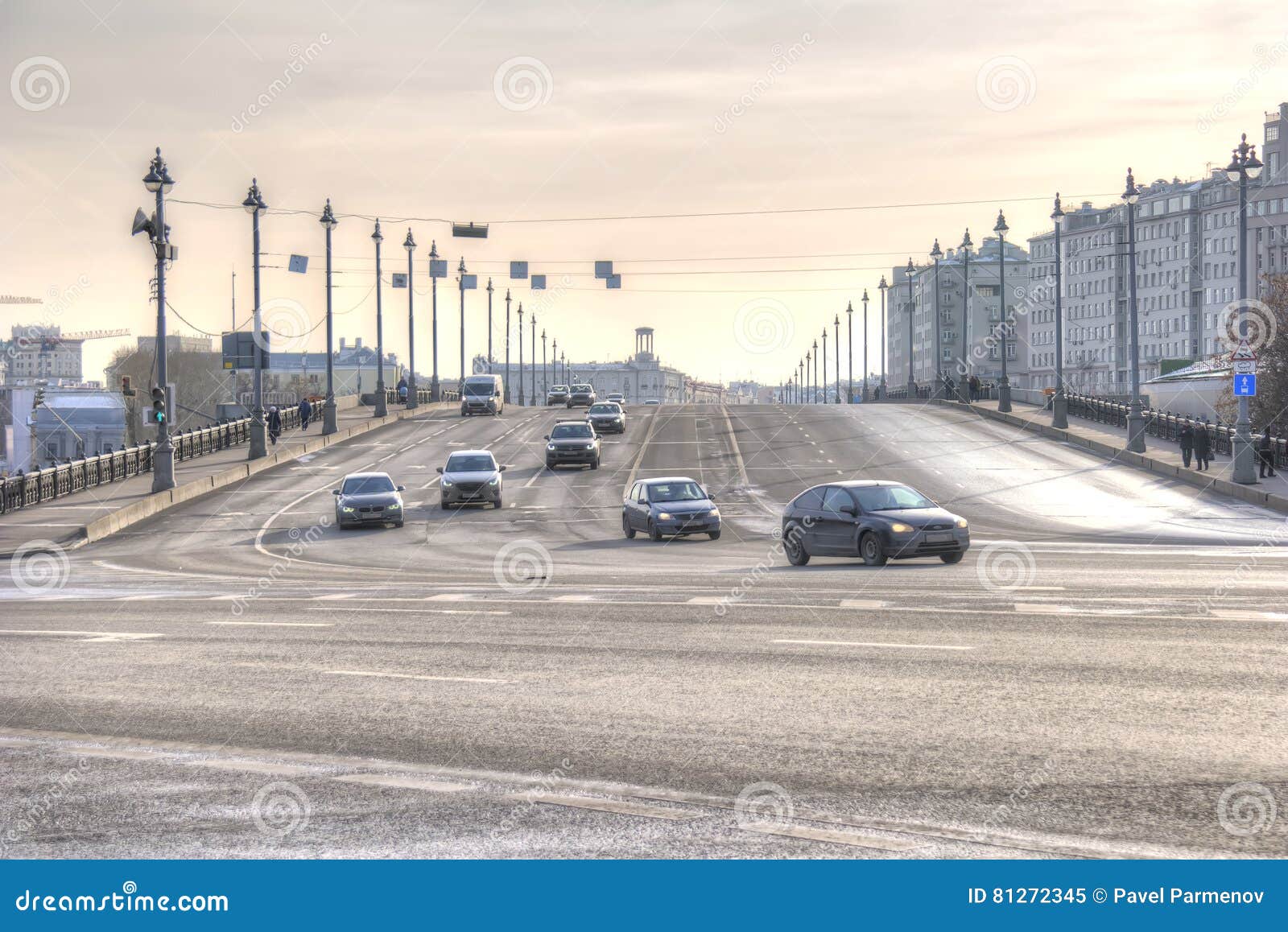 Moskou De Brug Van Bolshoykamenny Redactionele Afbeelding - Image of ...