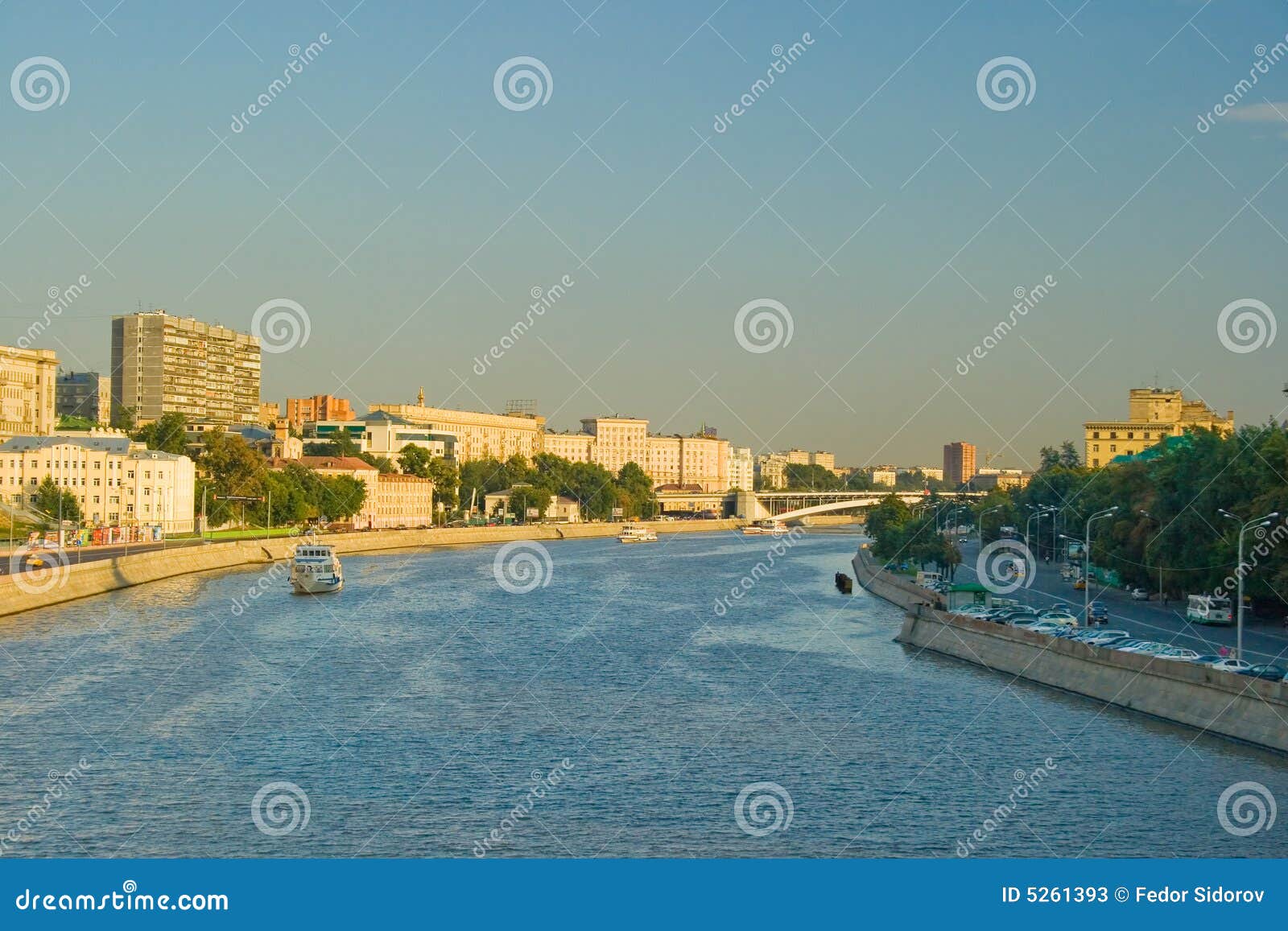 Moskova River stock image. Image of city, buildings, shores - 5261393