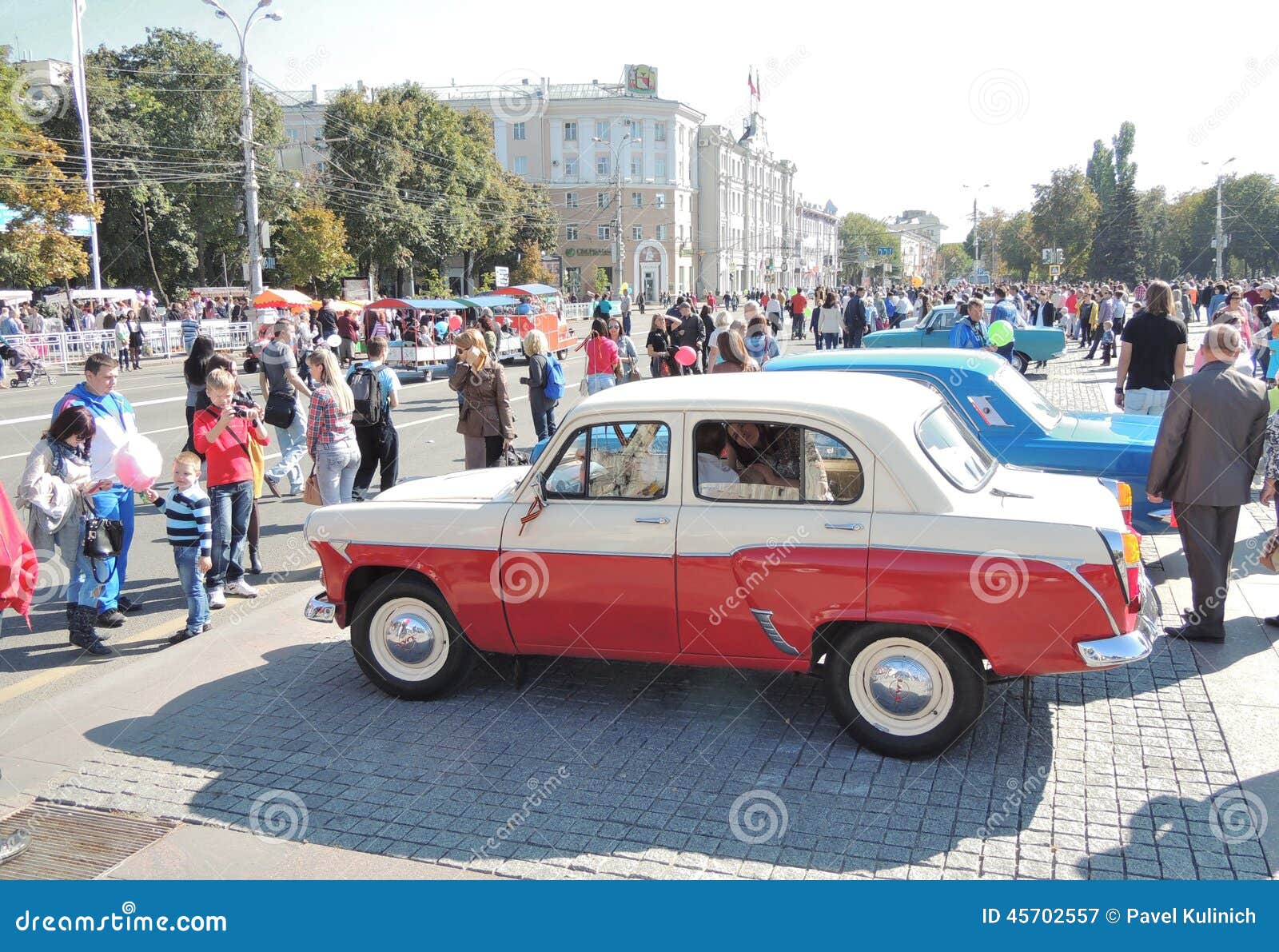 Moskvitch 407 redaktionell arkivbild. Bild av historiskt - 45702557