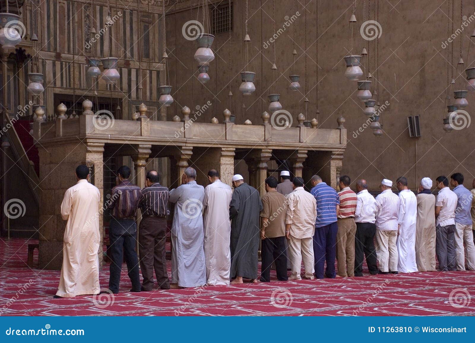 Moslems, Die in Einer Moschee Beten Redaktionelles Bild - Bild von ...