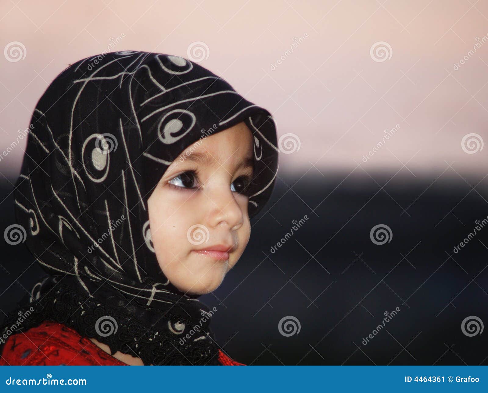 Moslim meisje stock afbeelding. Image of aziatisch, leuk - 4464361