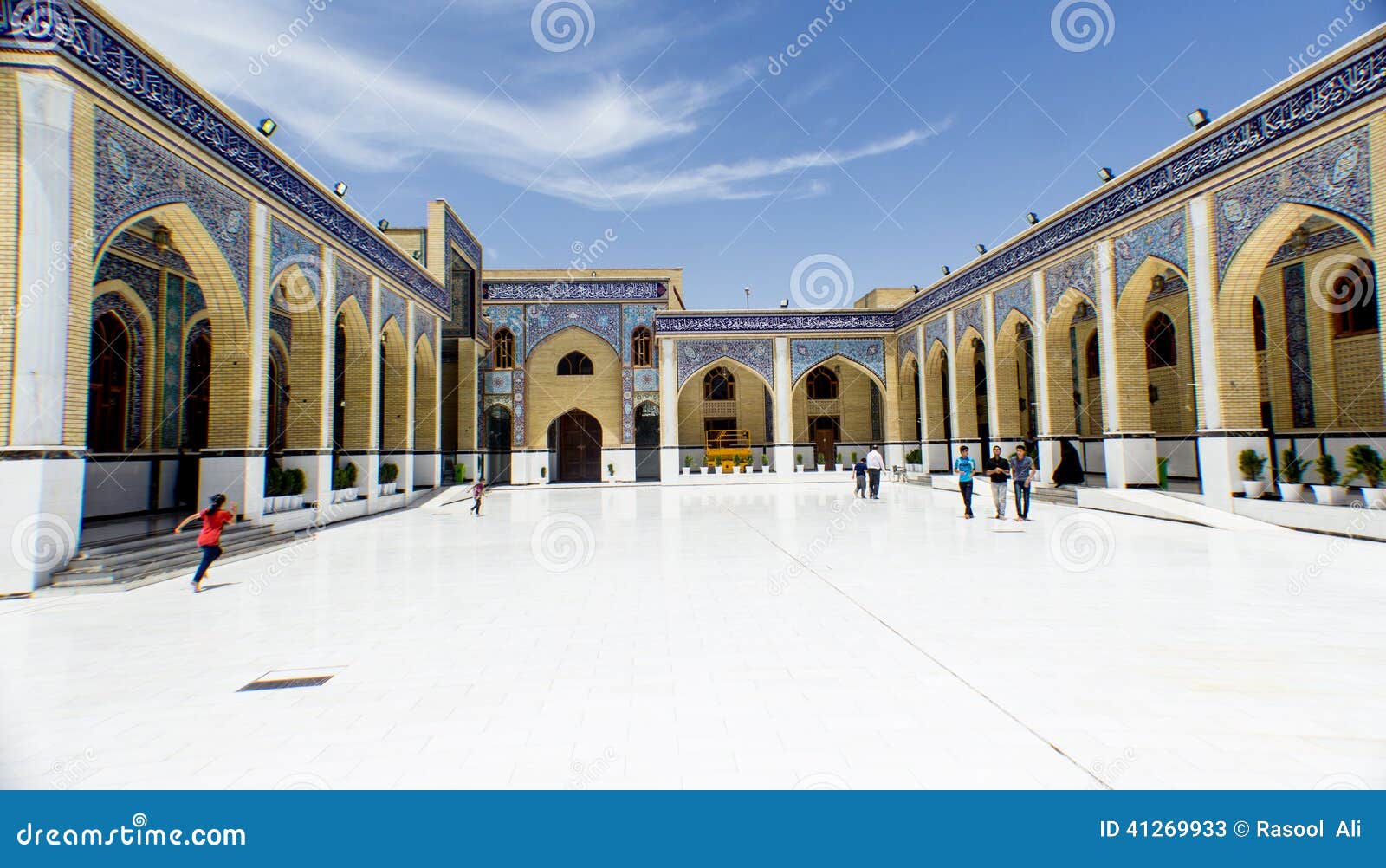 Mosquée de Koufa photo stock éditorial. Image du gens - 41269933