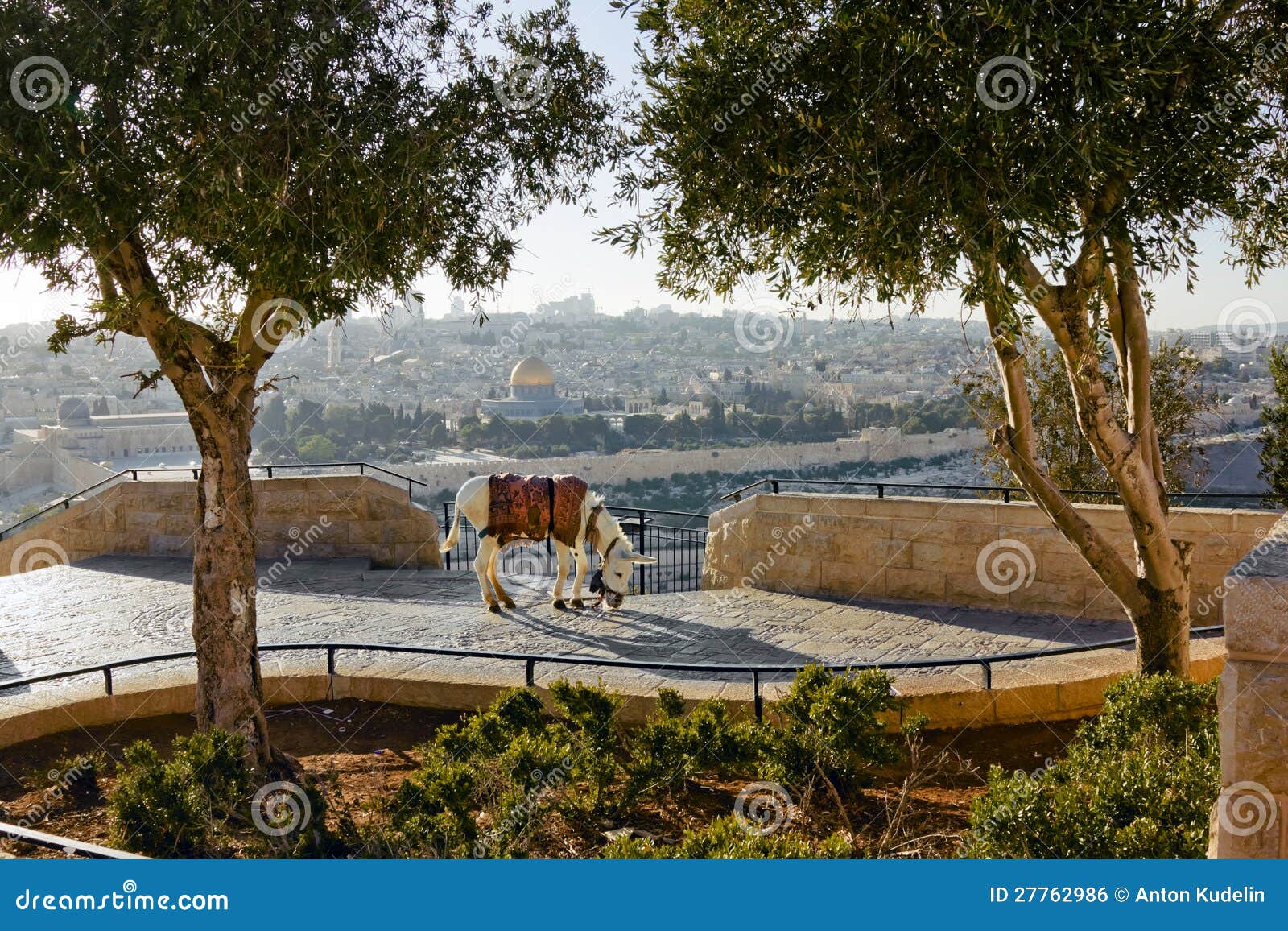 Mosque of Caliph Omar in Jerusalem . Stock Photo - Image of building ...