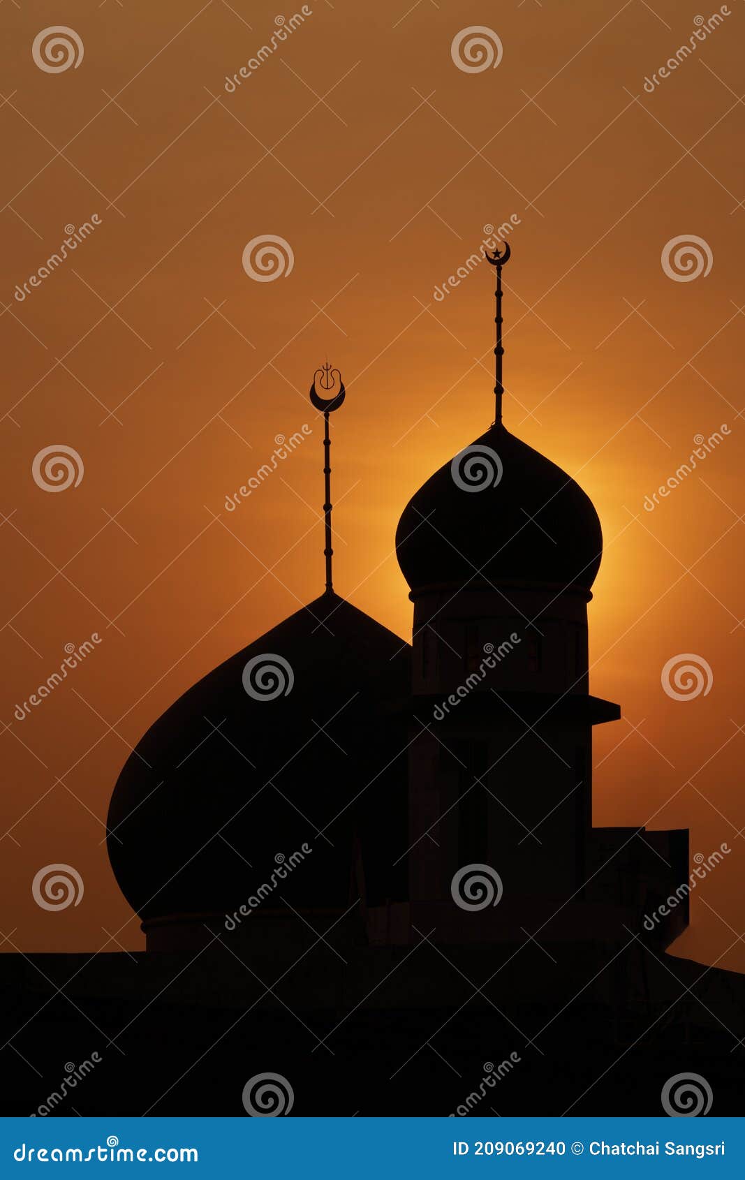 Mosque Dome at Sunset Background Stock Photo - Image of holy, mosque ...