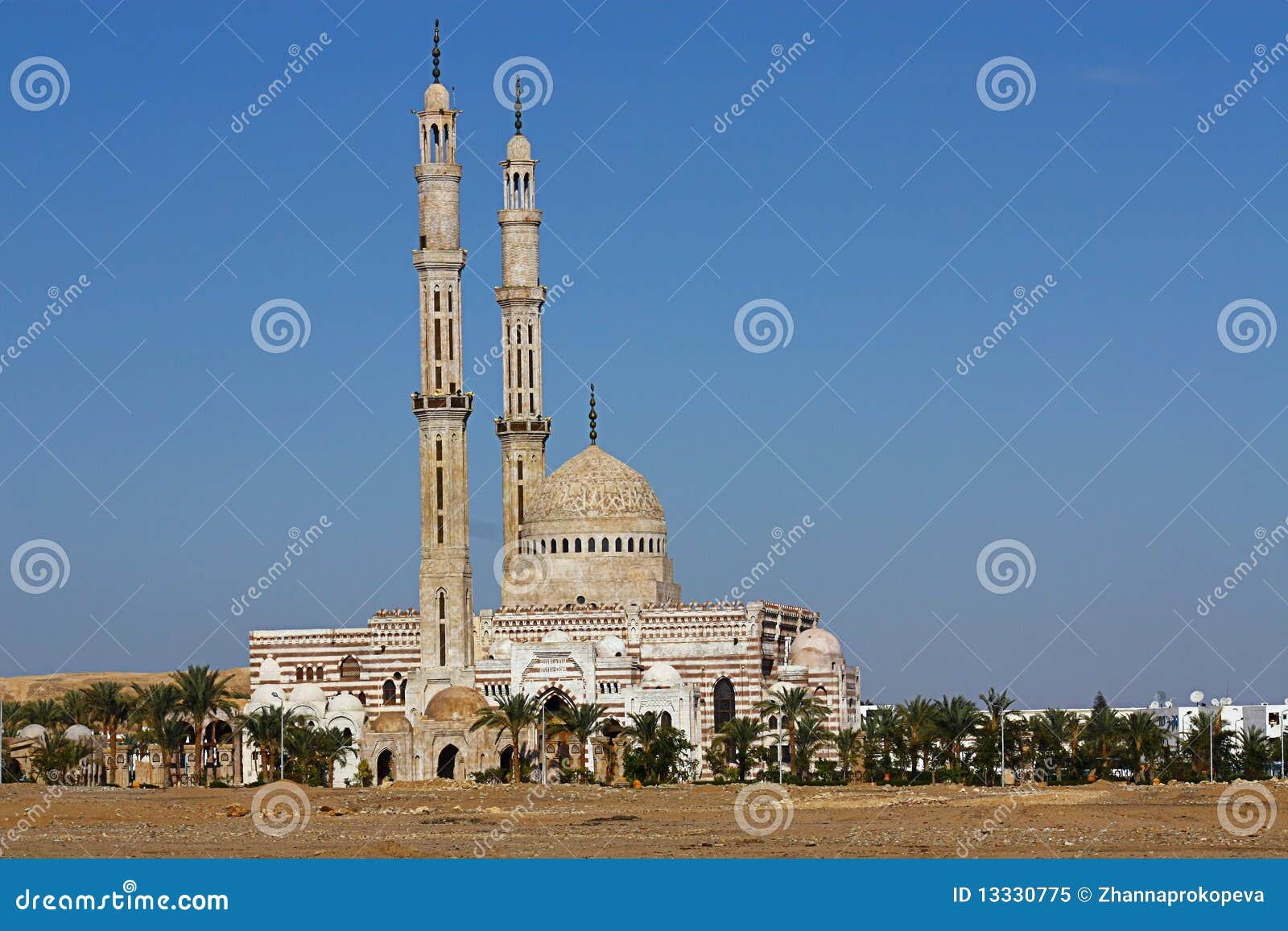 Mosque in Egypt stock image. Image of religion, trees - 13330775