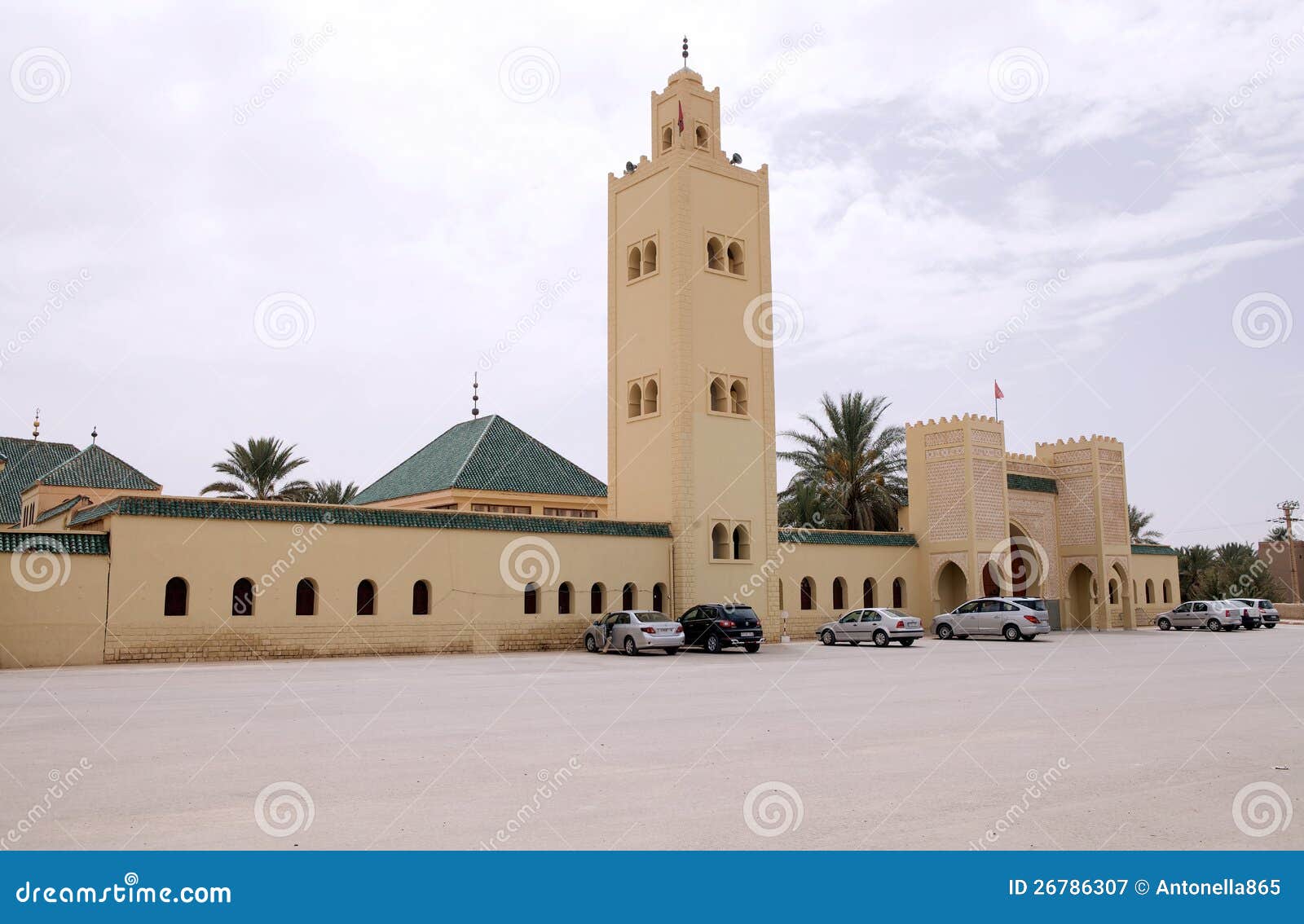 Mosque of Erfoud editorial photography. Image of landmark - 26786307