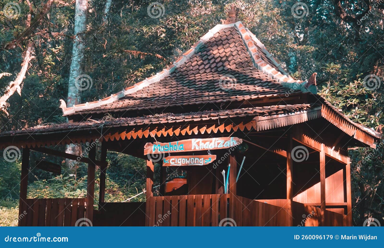 Mosque in the Forest editorial stock image. Image of tree - 260096179