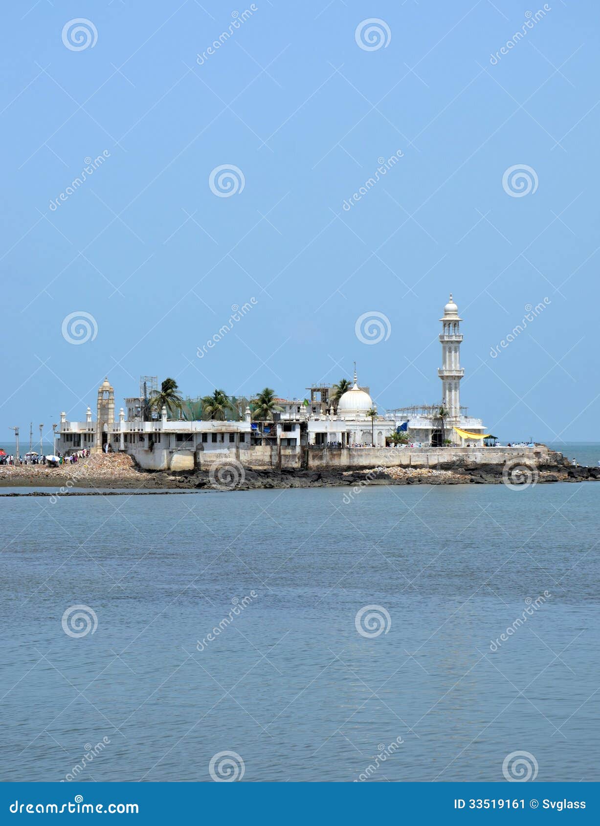 Mosque Haji Ali in Mumbai stock image. Image of island - 33519161