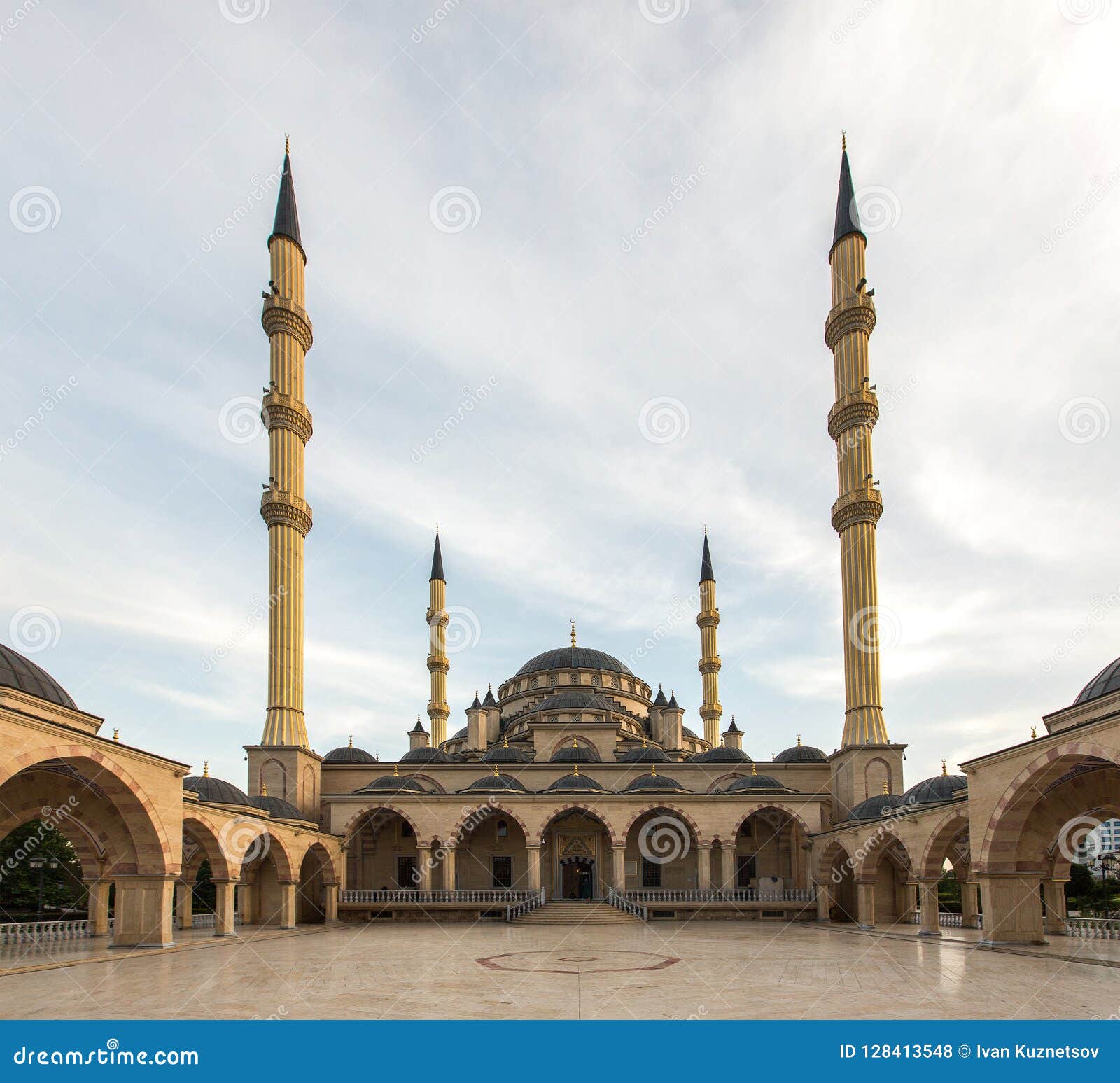 Mosque `Heart of Chechnya` at Dawn Stock Photo - Image of faith, mosque ...