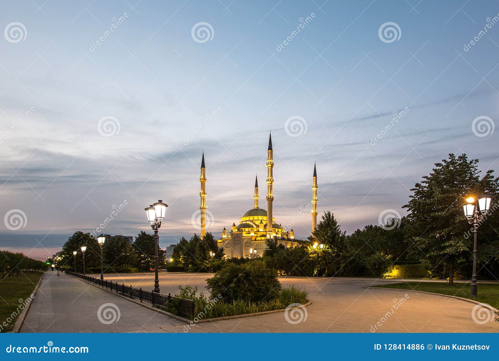 Mosque `Heart of Chechnya` at Dawn Stock Photo - Image of modern ...