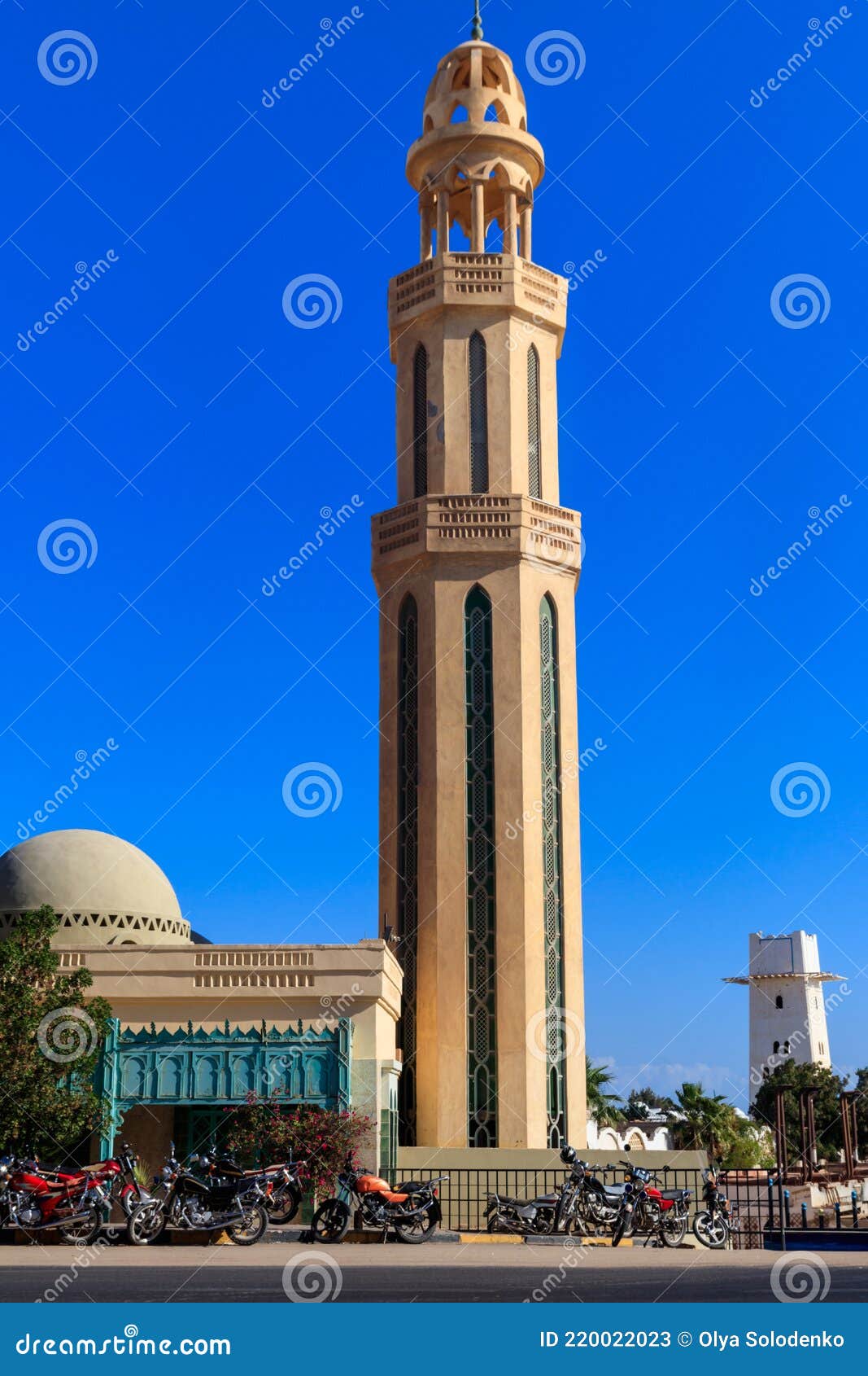 Mosque in Hurghada City, Egypt Stock Image - Image of crescent, church ...