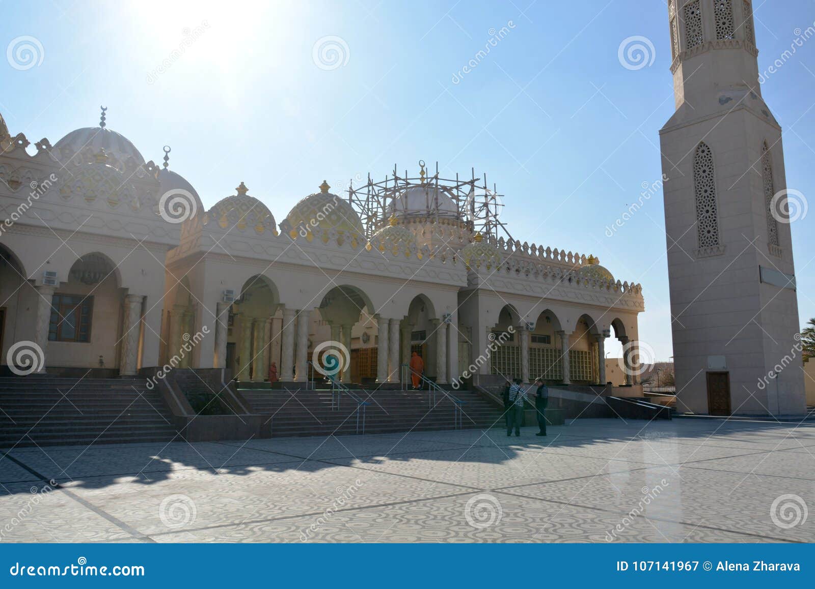 Mosque, Hurghada, Egypt editorial photography. Image of temple - 107141967