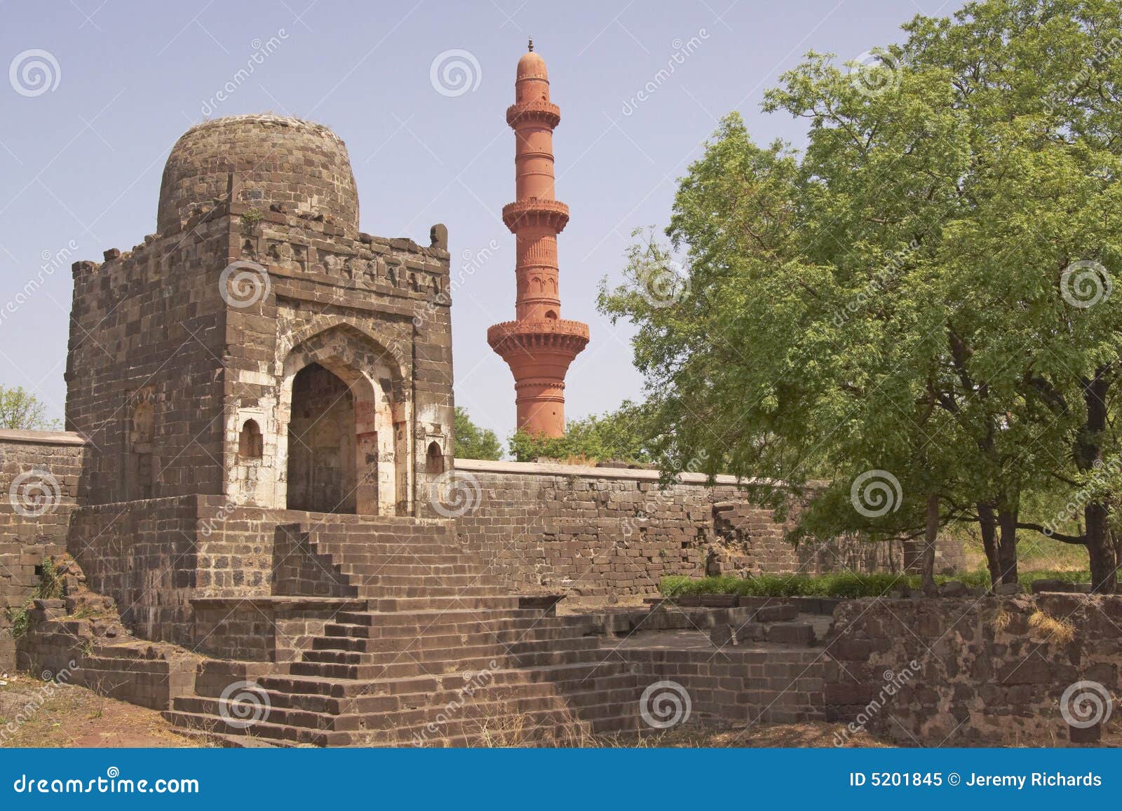 Mosque Inside Daulatabad Fort Stock Image - Image of religion, minaret ...
