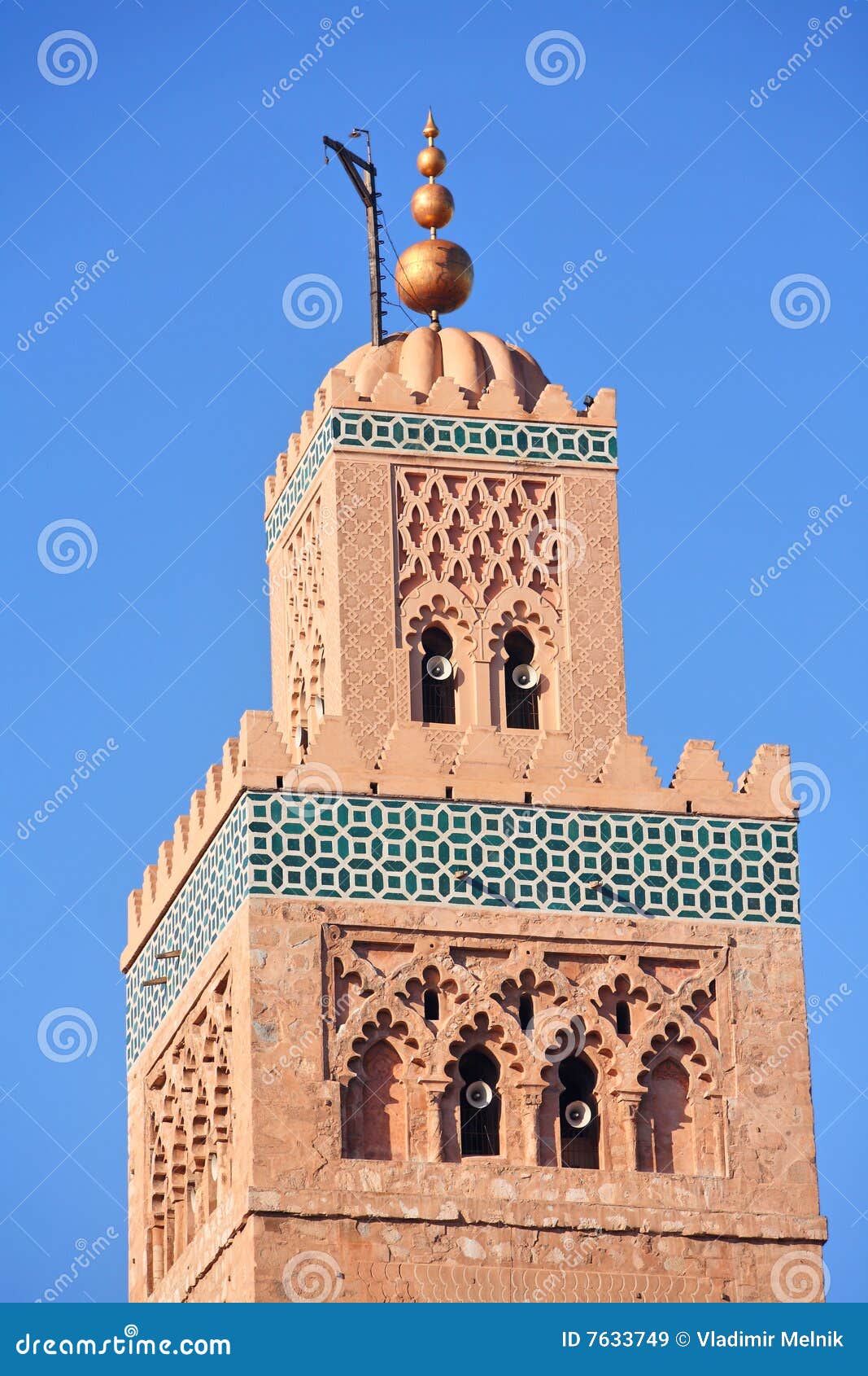 Mosque in Marrakesh stock image. Image of praying, minaret - 7633749