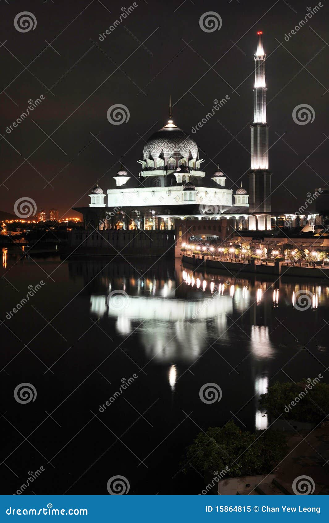 Mosque in Night stock image. Image of scene, reflection - 15864815