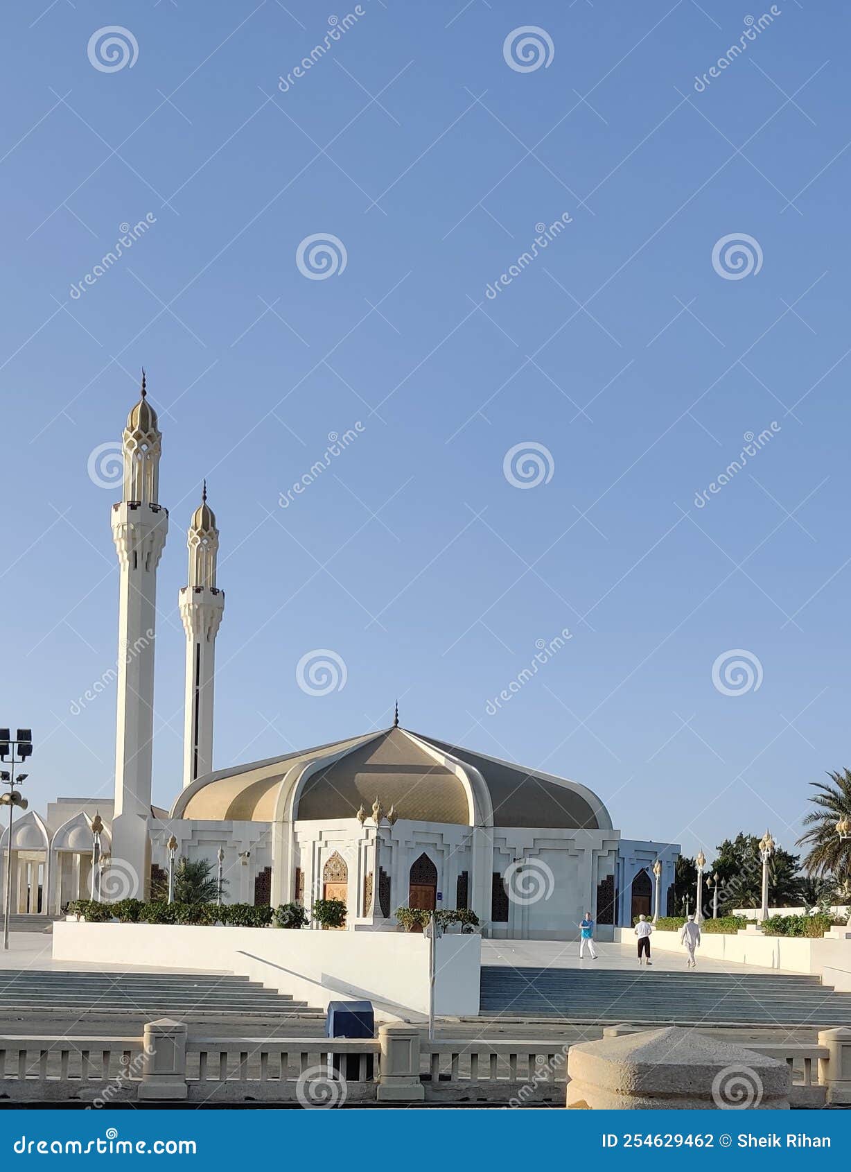 Mosque stock photo. Image of jeddah, mosque, pillar - 254629462