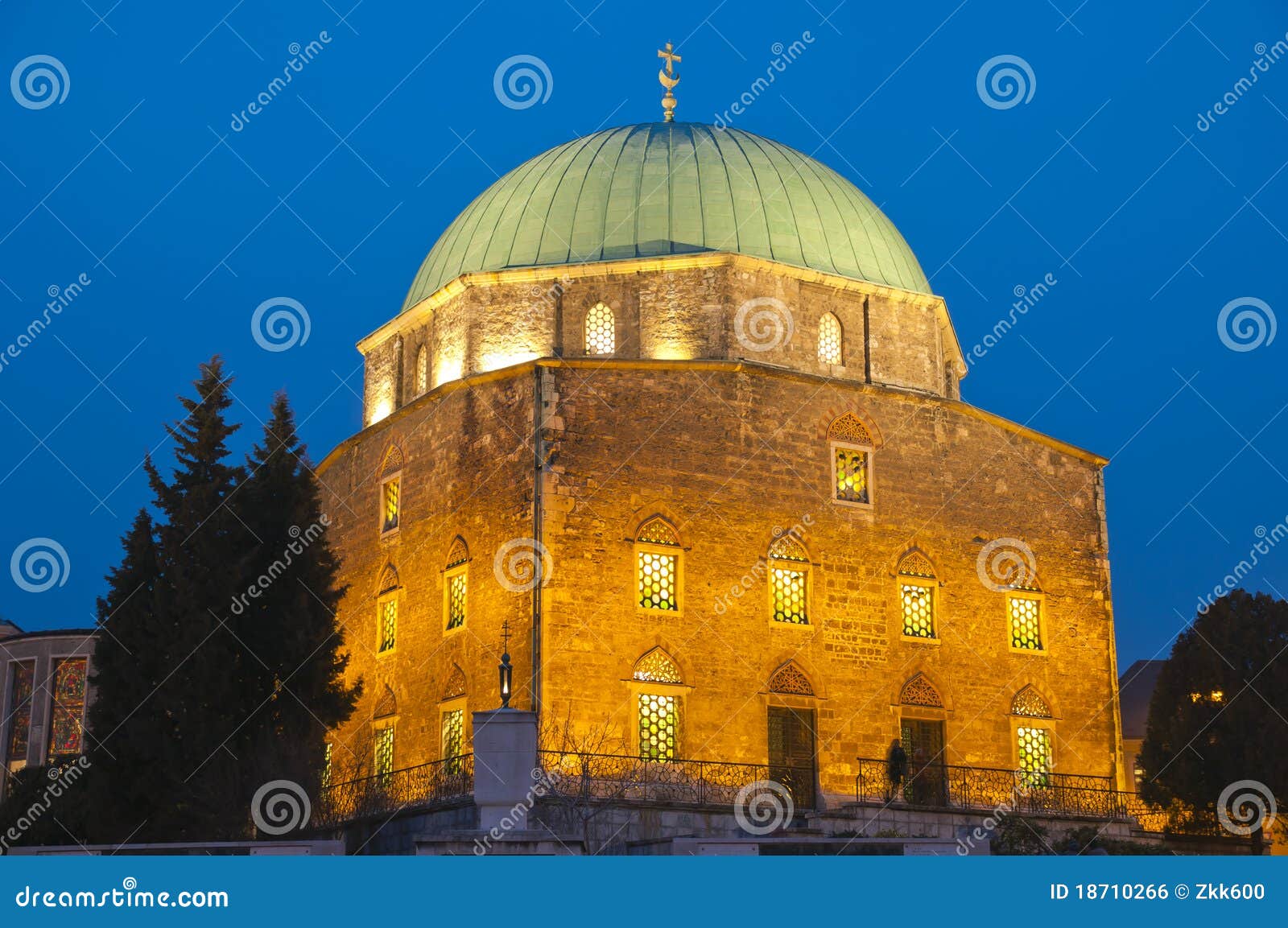 Mosque of Pasha Qasim stock photo. Image of culture, hell - 18710266
