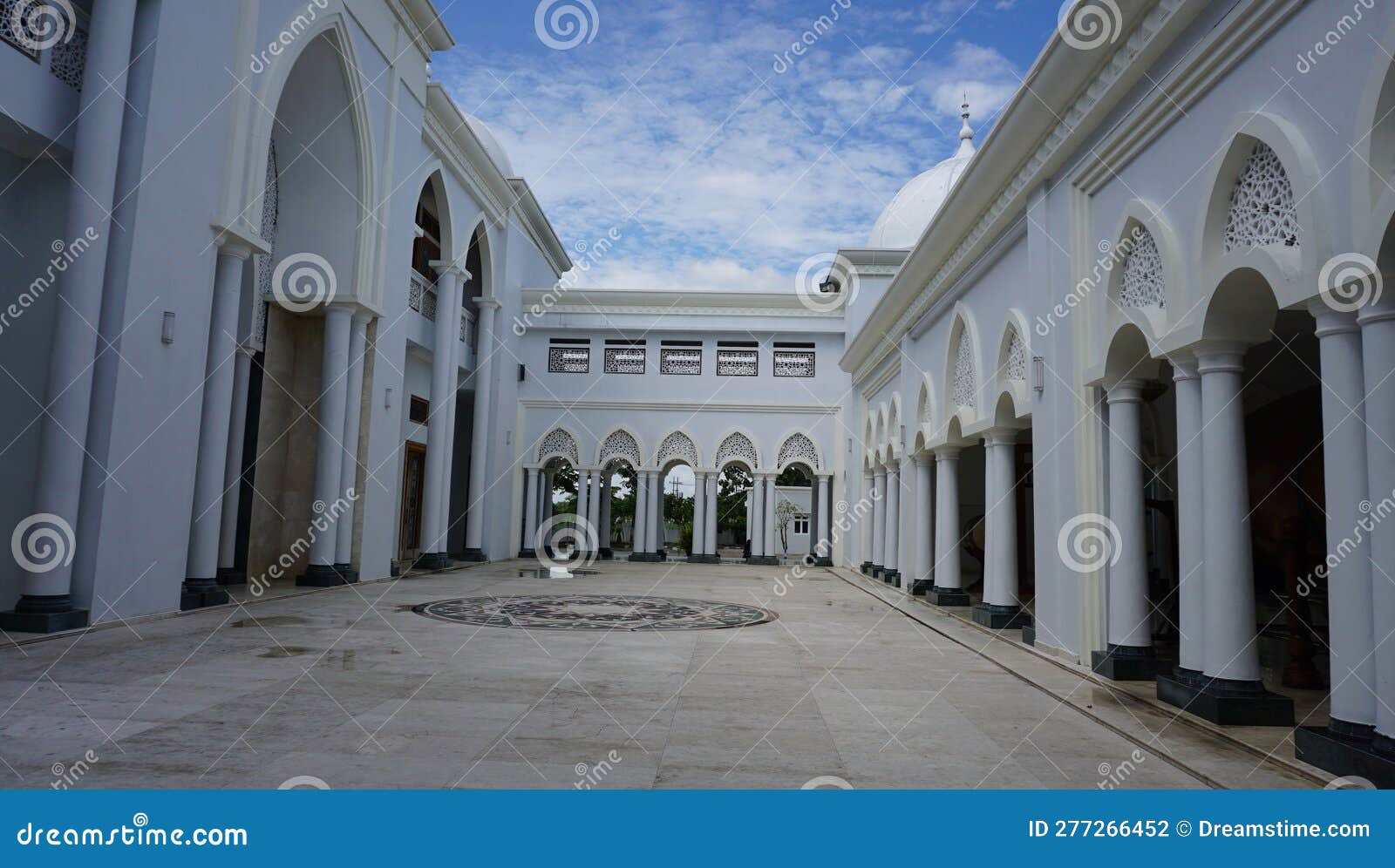 Mosque Porch with Beautiful Architecture Under Blue Sky Stock Photo ...