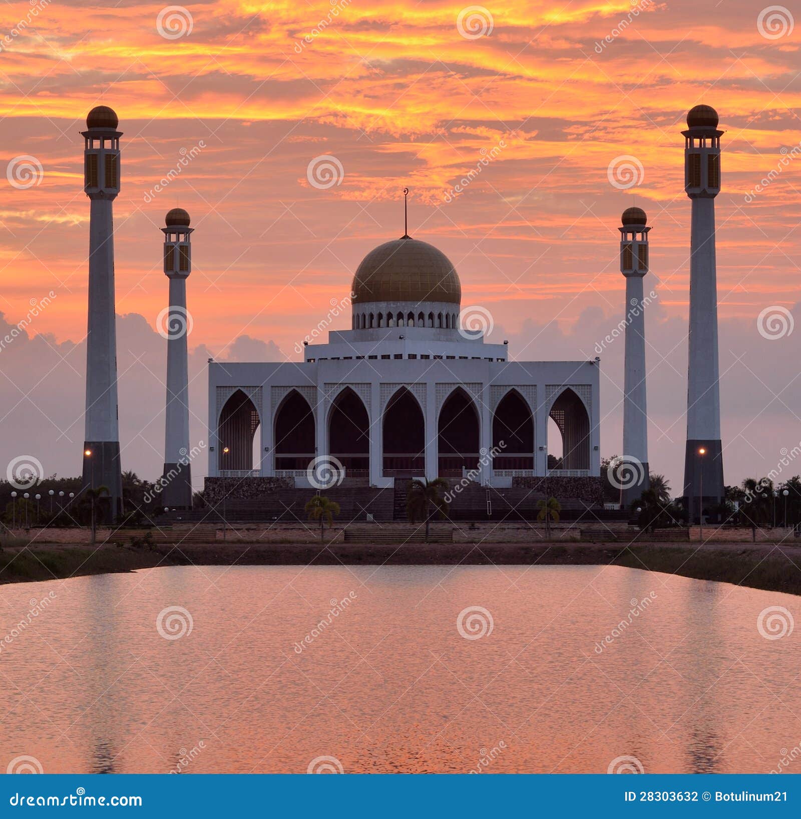 Mosque in Songkhla Thailand on Sunset Stock Photo - Image of ancient ...