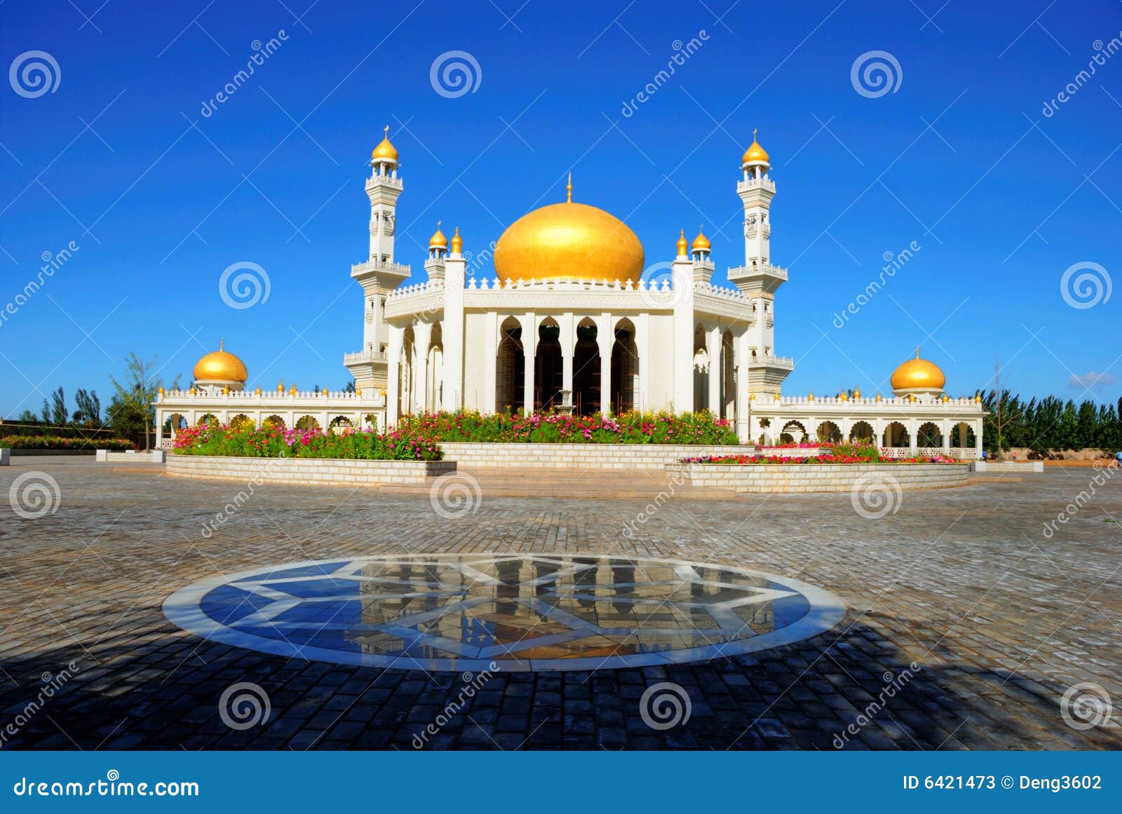 Mosque square stock image. Image of muslim, estate, islam - 6421473