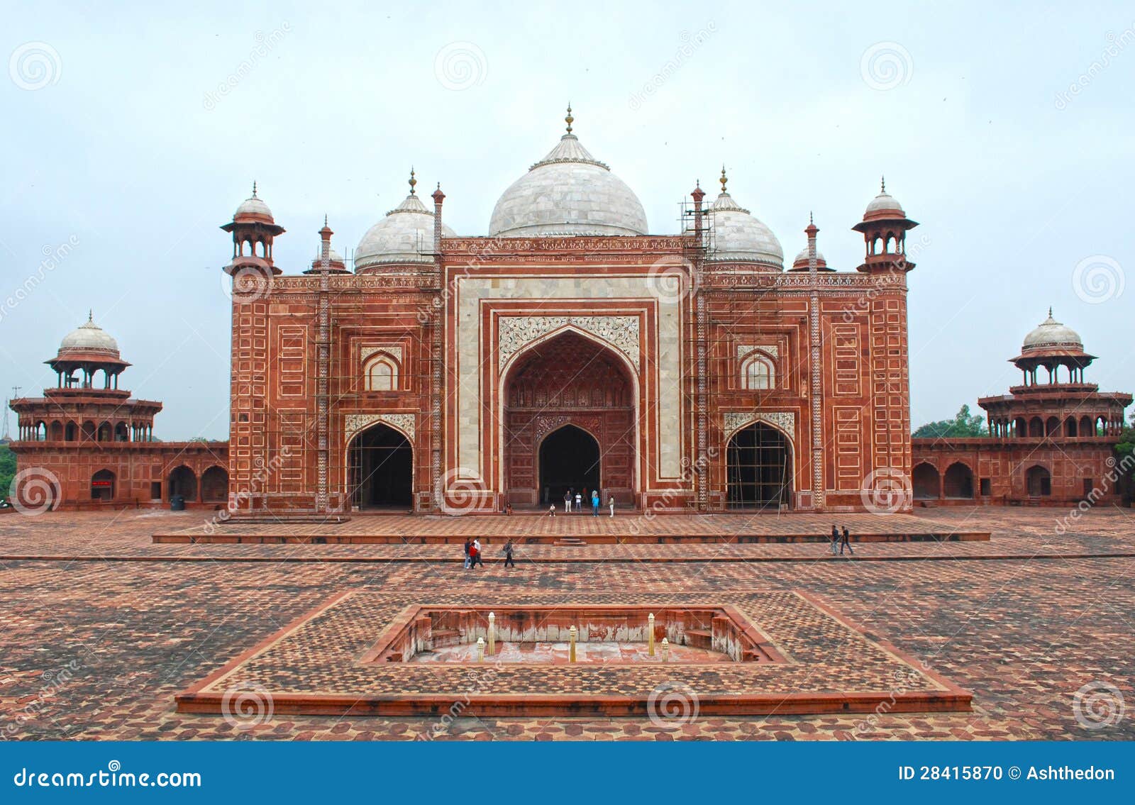 Red Mosque At Taj Mahal Stock Photography | CartoonDealer.com #70457636