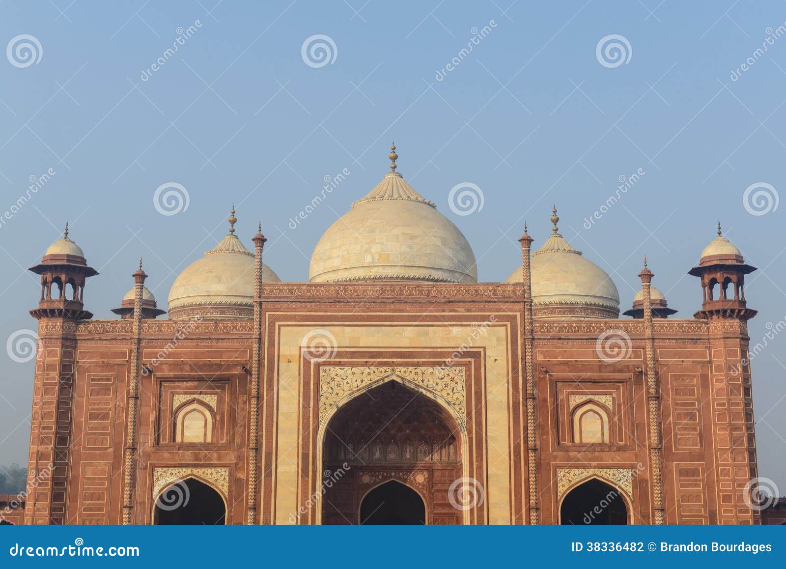 Mosque in Taj Mahal India stock photo. Image of fort - 38336482