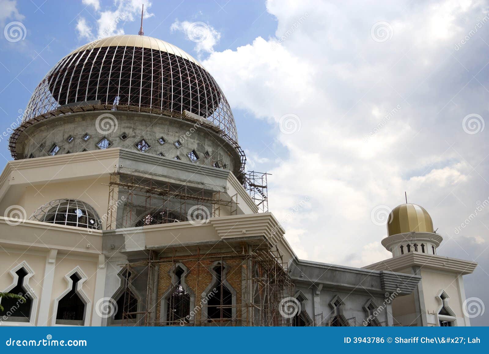 Mosque under construction stock photo. Image of institution - 3943786