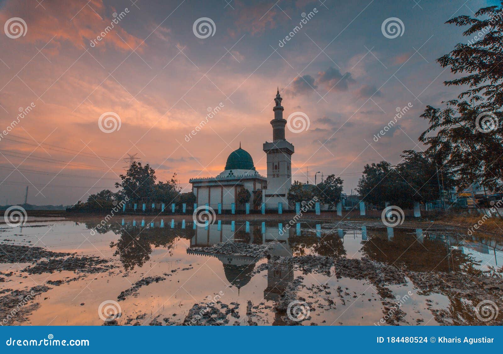 Mosque View at Sunsets Water Reflection Stock Photo - Image of water ...