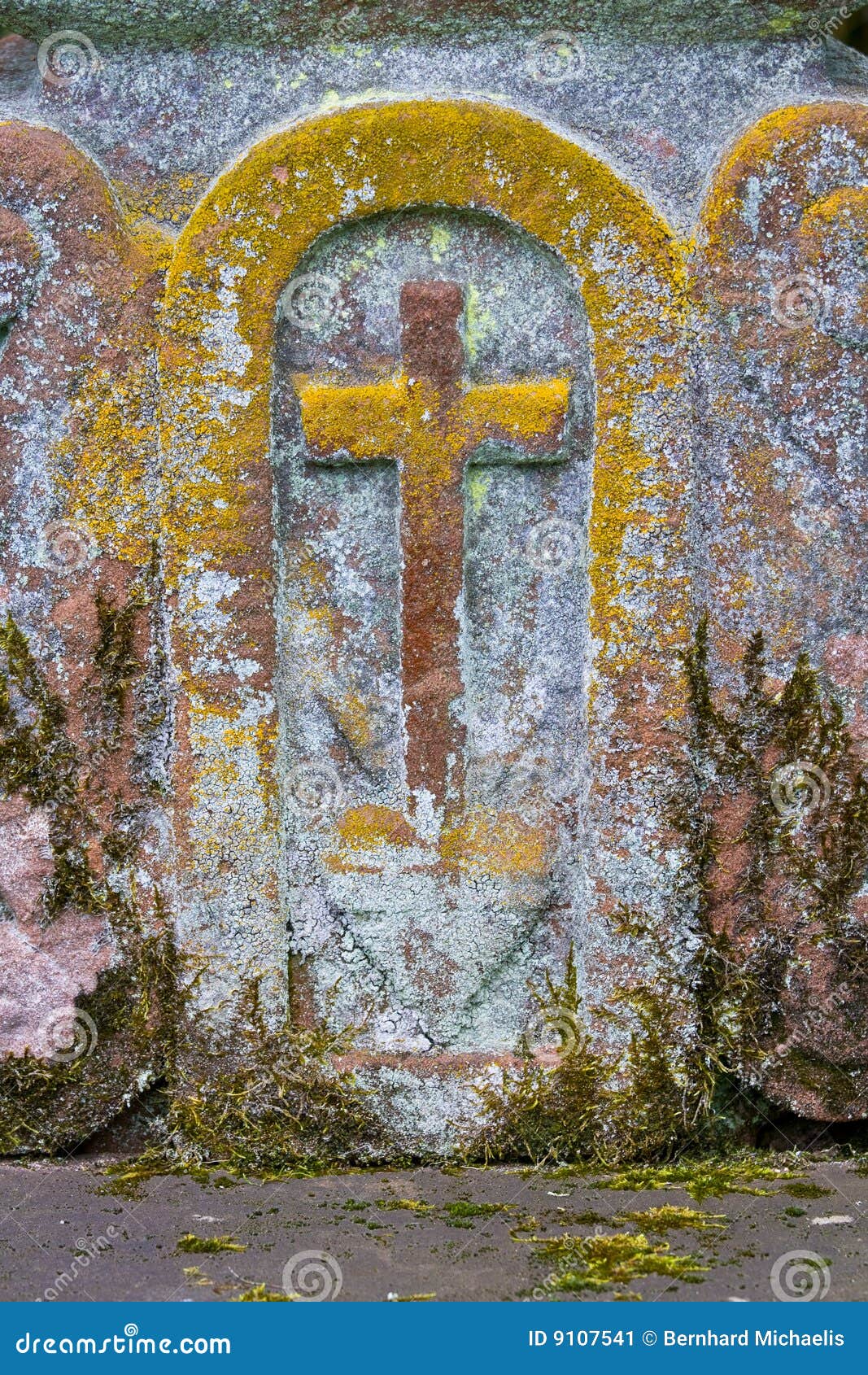 Moss covered cross stock image. Image of church, catholic - 9107541