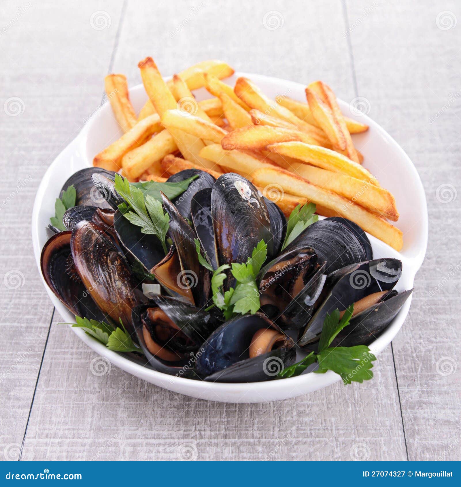 Mossel stock afbeelding. Image of culinair, weekdier - 27074327